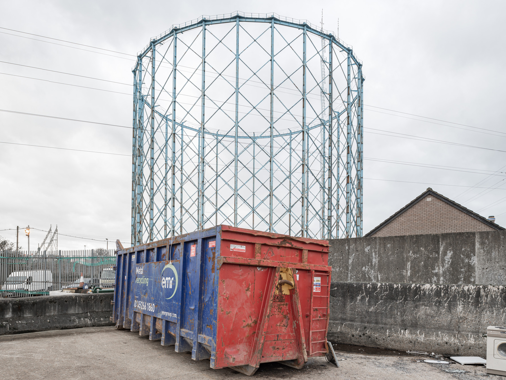 Gallery of The Gas Holders of London Documented by Photographer ...