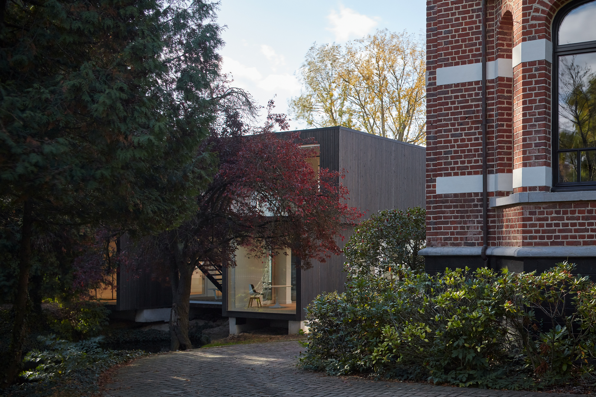 Gallery of ARK Showroom for GAB / Ark-Shelter - 22