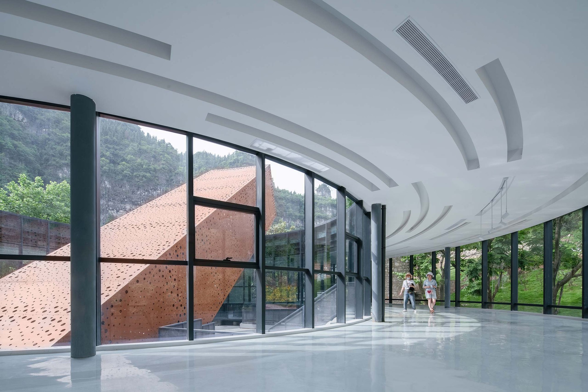 Gallery of Renovation of the 809 Arsenal Relics – Hotel / 3andwich ...