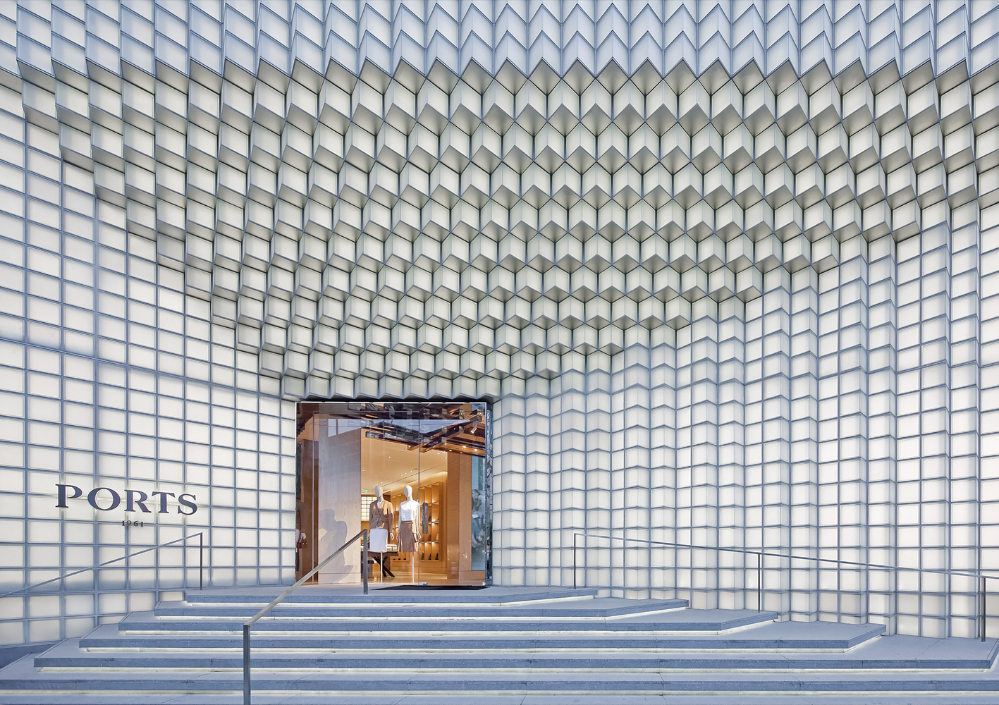 Gallery of Glamorous Glass Bricks Are Booming – Again - 6