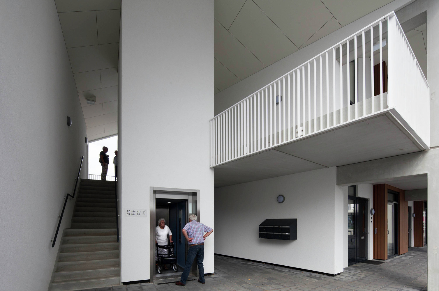 Gallery of Housing for the Elderly: Examples of Independent and ...