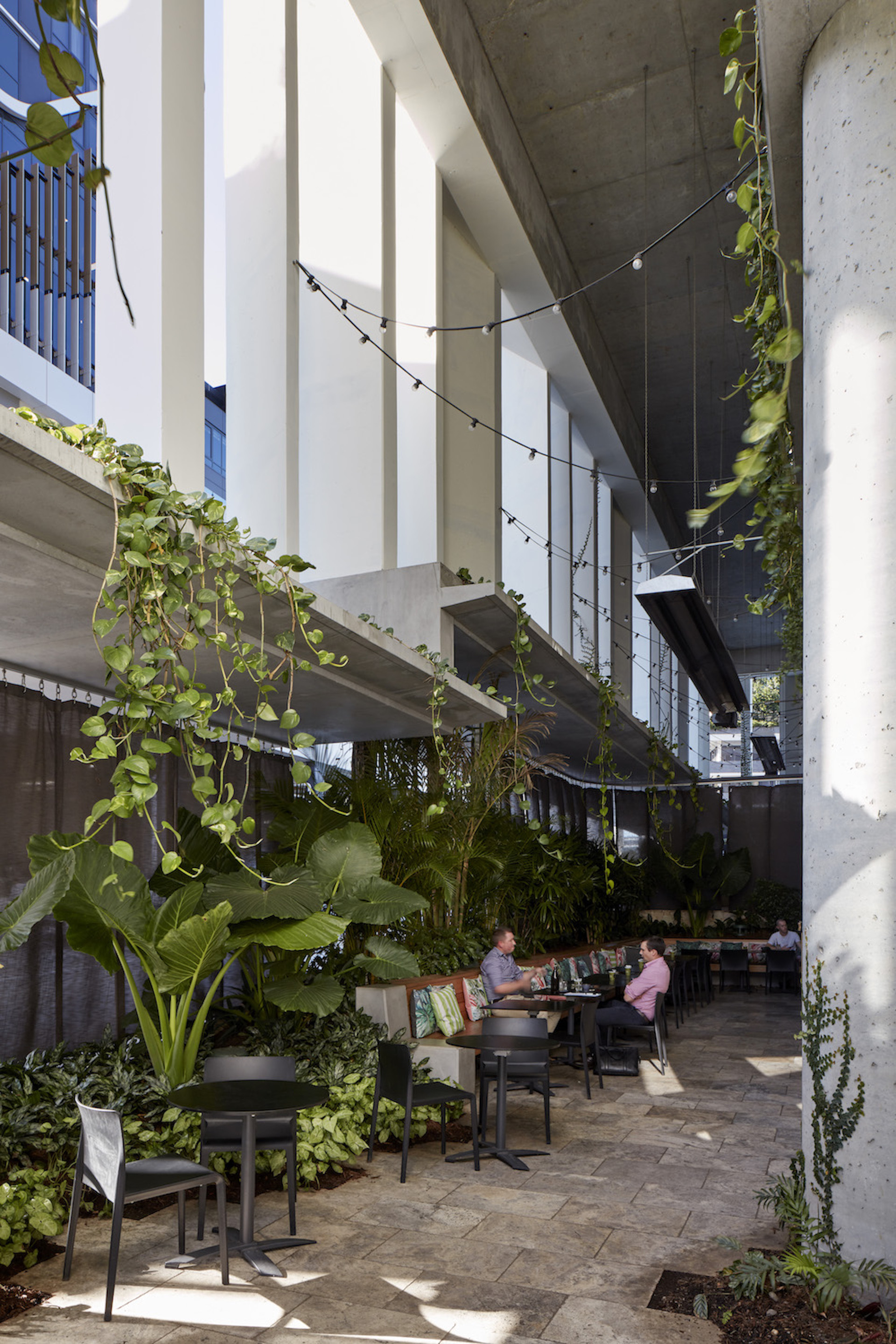 Gallery of Lucent Apartment Building / Plazibat Architects - 9