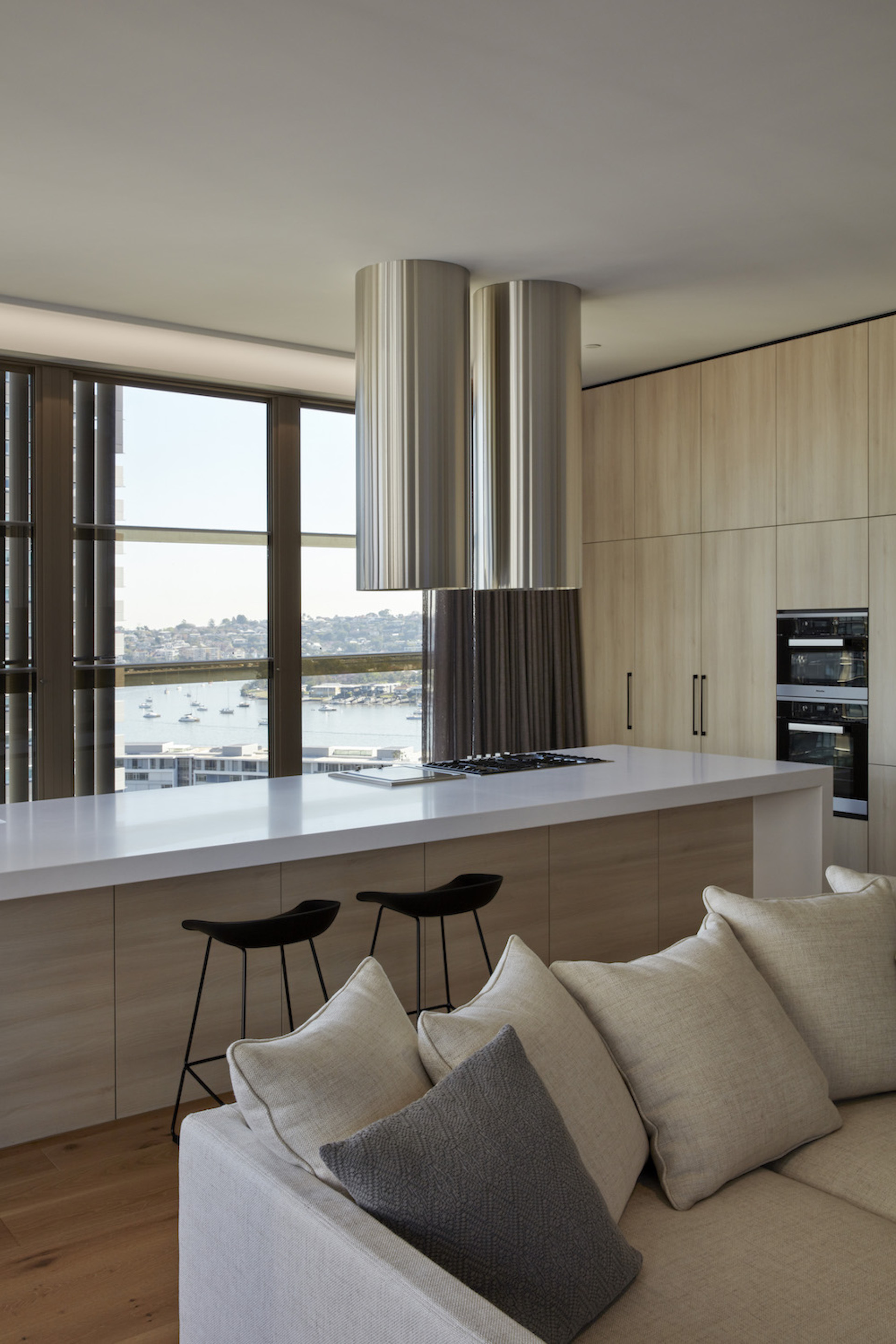 Gallery of Lucent Apartment Building / Plazibat Architects - 12