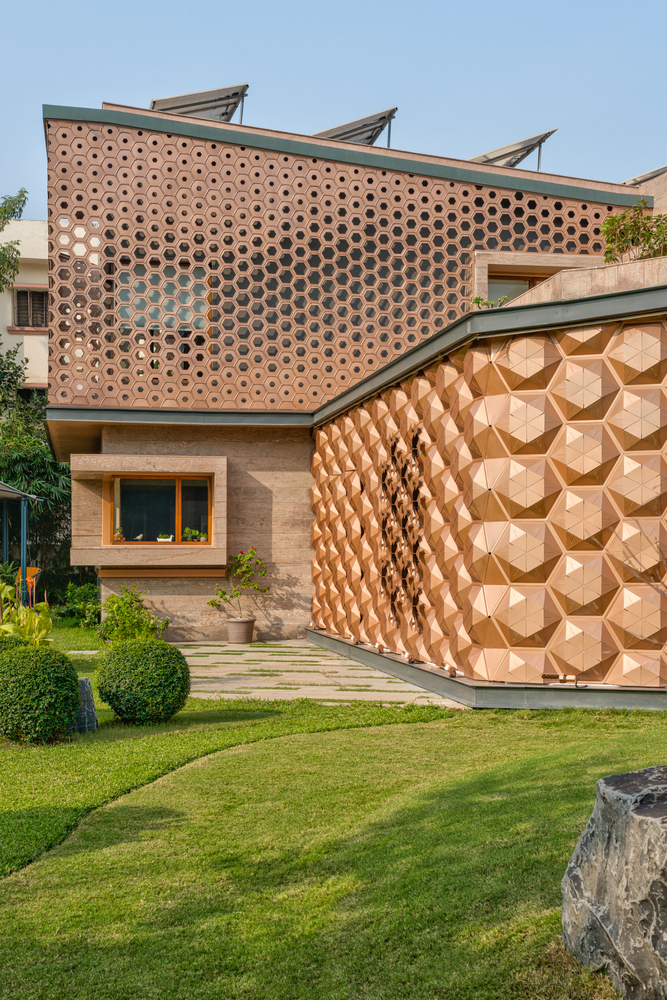 Gallery of HIVE House / Openideas Architects - 37