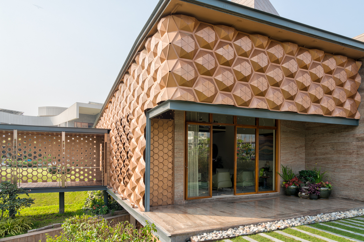 Gallery of HIVE House / Openideas Architects - 4