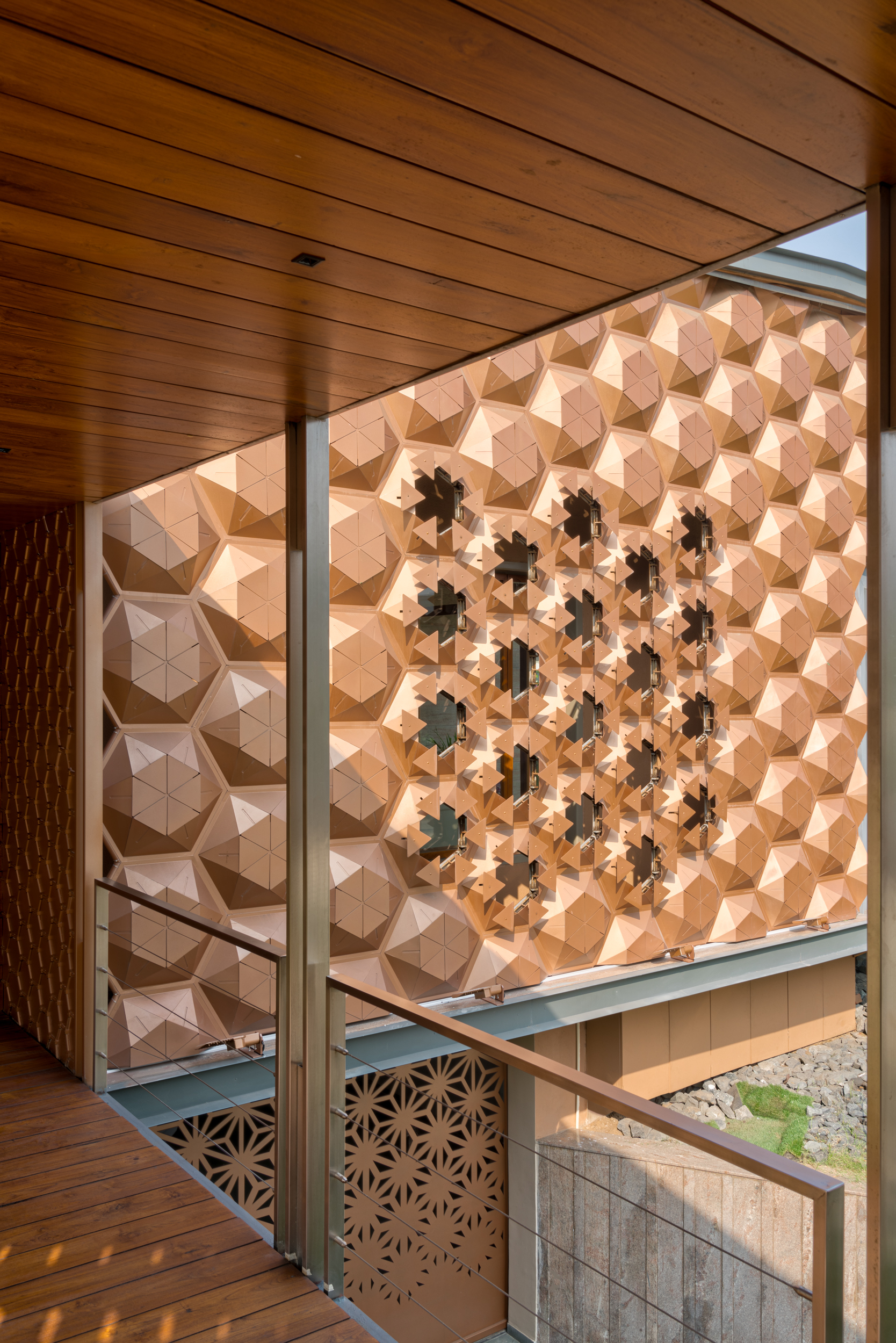 Gallery of HIVE House / Openideas Architects - 10