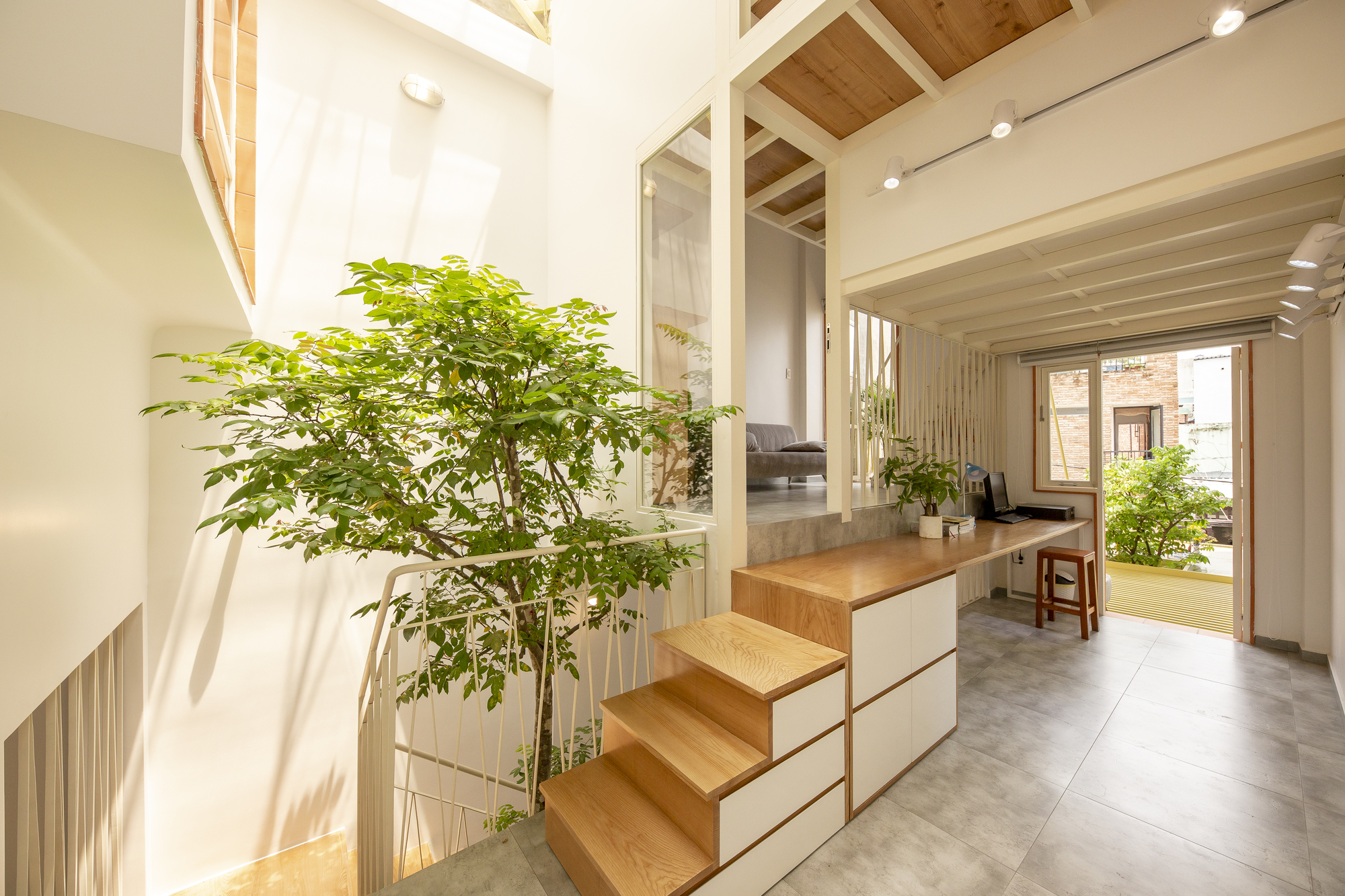 Double Roof Houses Double Gable Roof Design Variety Shapes