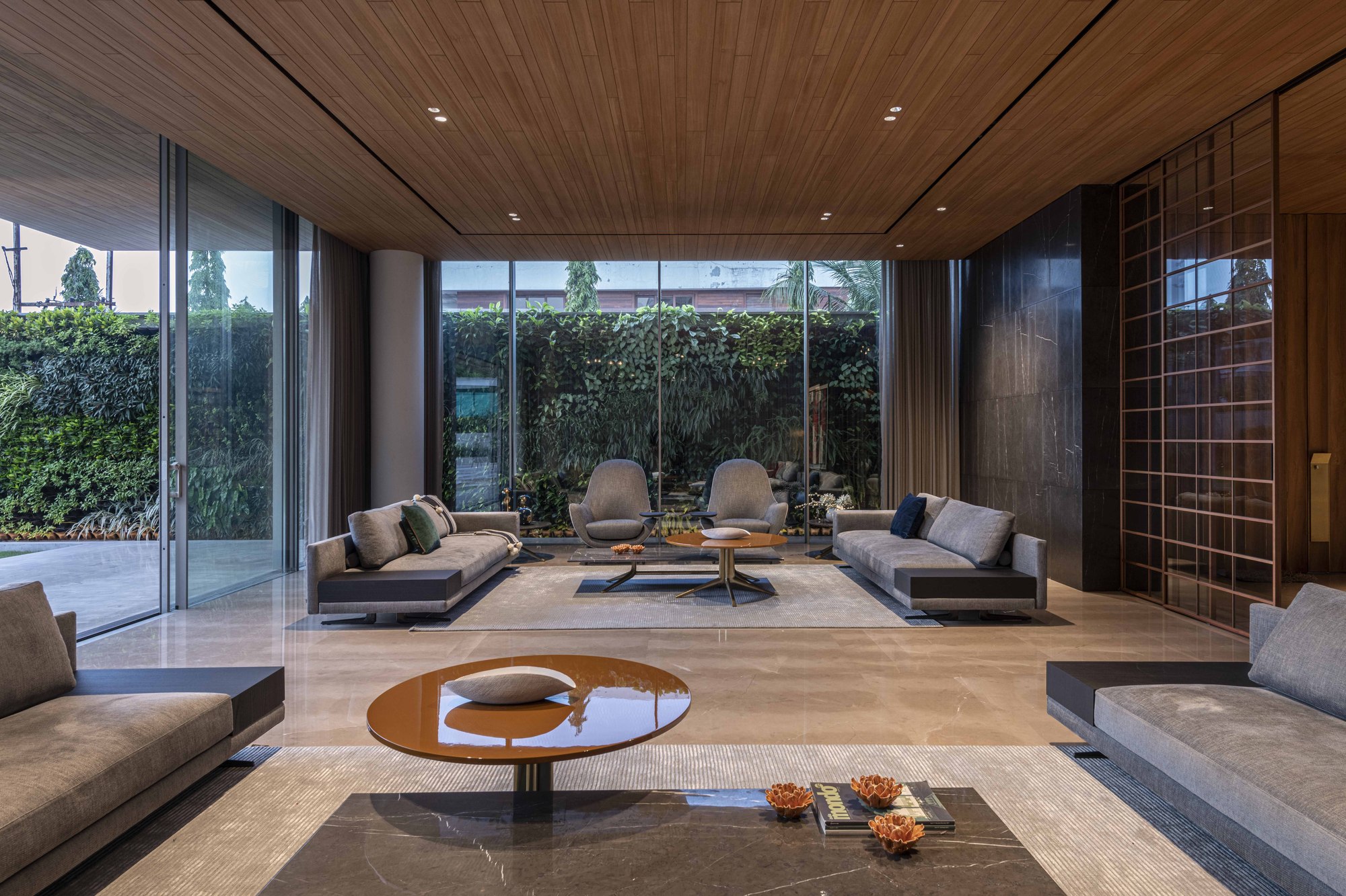 Gallery of H-House / Co.lab Design Studio - 9