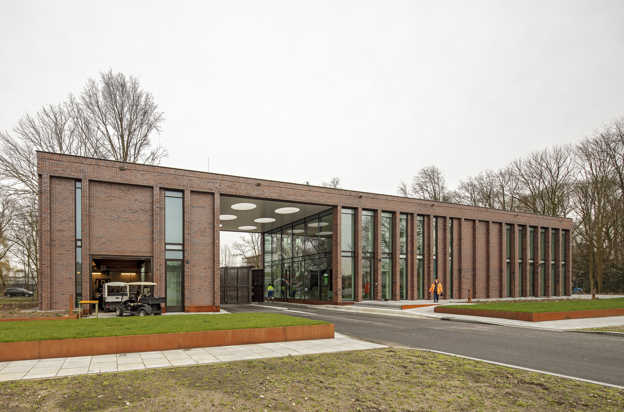 Gallery of Poortgebouw Entrance Building / SVP Architectuur ...
