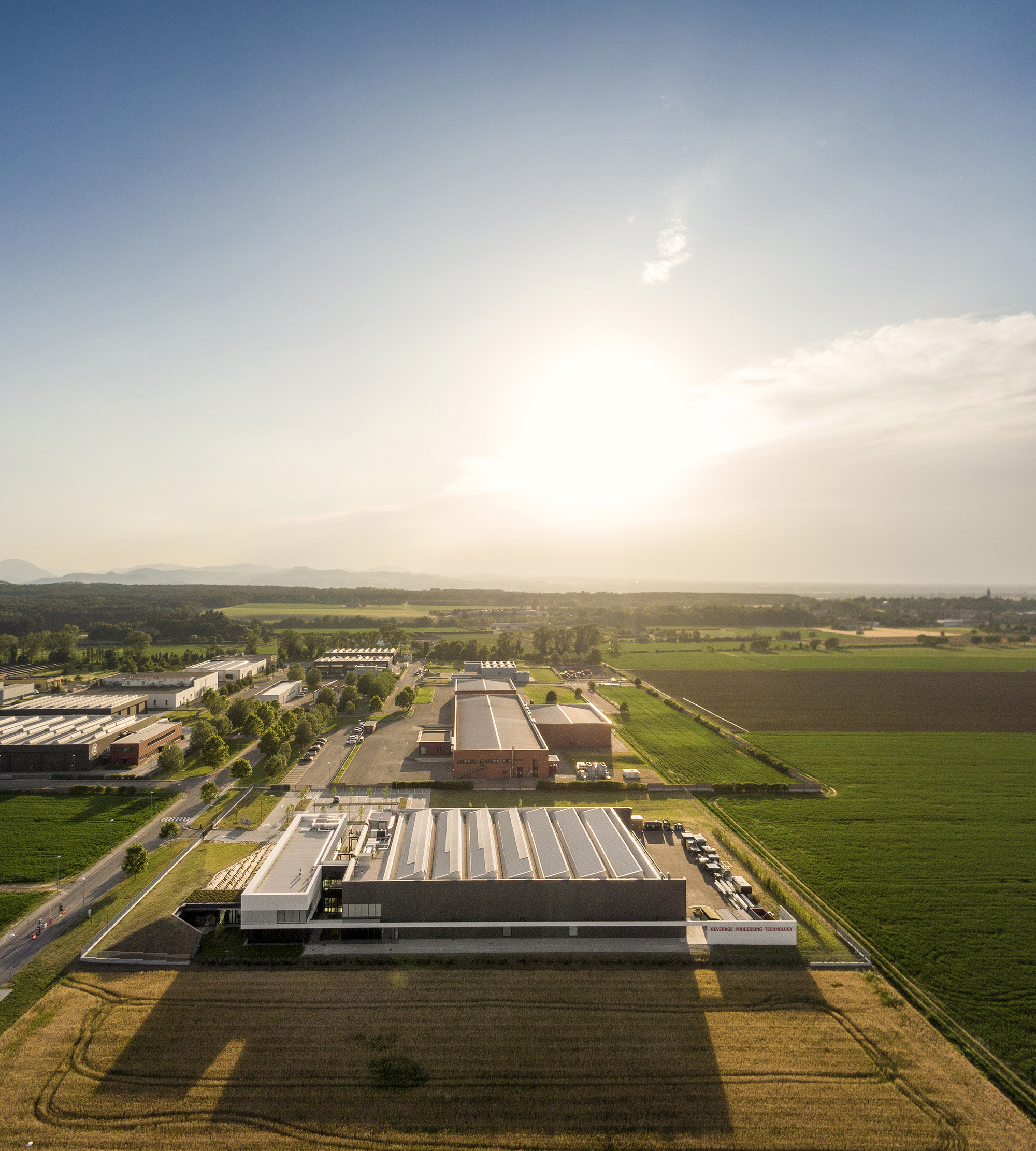 Gallery of A DUE Headquarters / Iotti + Pavarani Architetti - 6