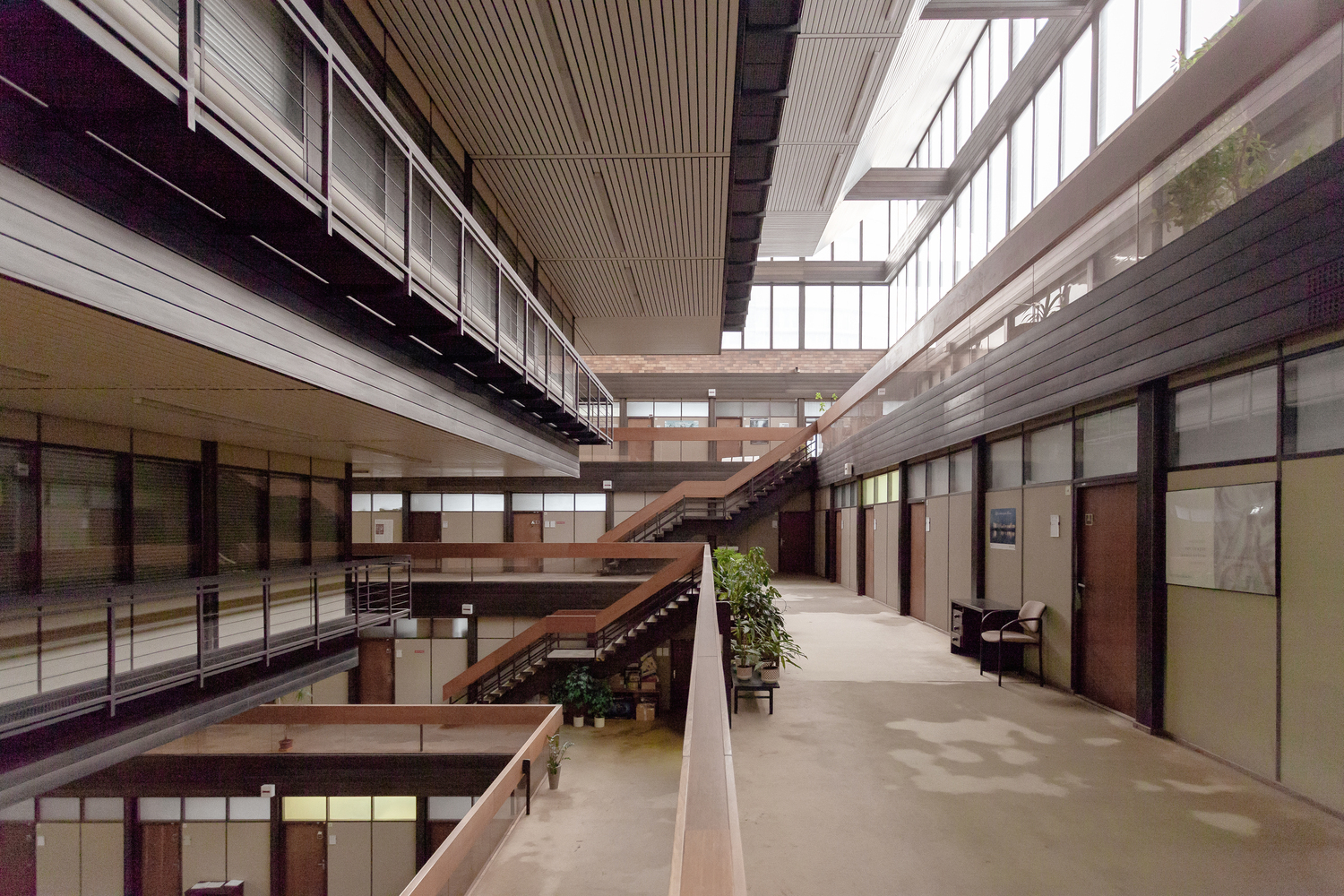 Gallery of Eastern Bloc Architecture: Scientific Superstructures - 2