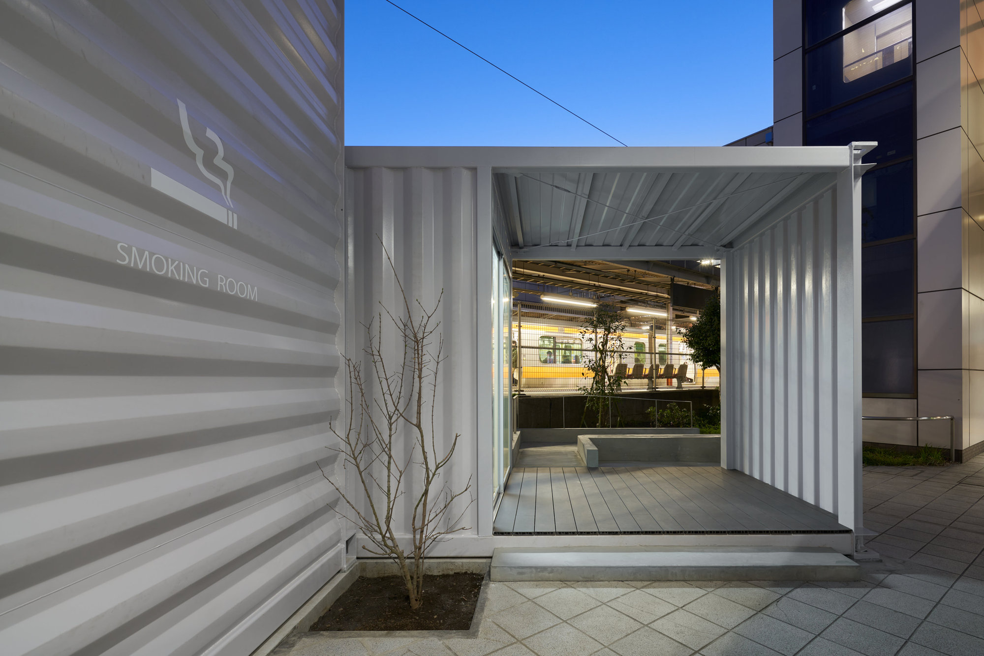 Gallery of Smoking Box in Tokyo / R/URBAN DESIGN OFFICE - 8