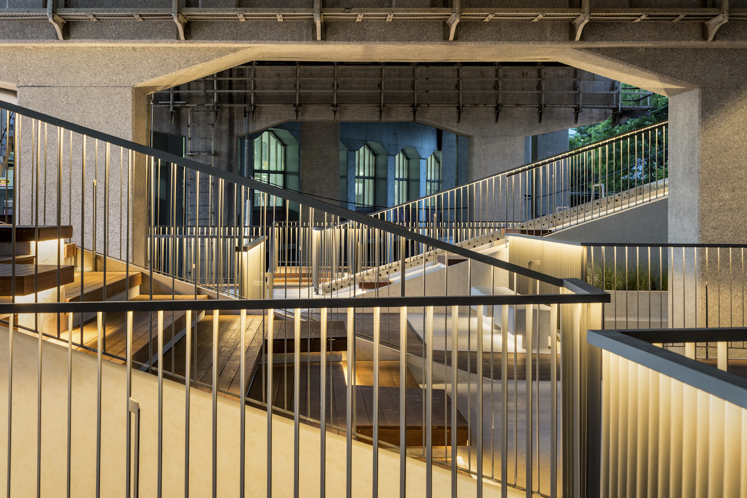 Gallery of Roof Square / HG-Architecture - 16