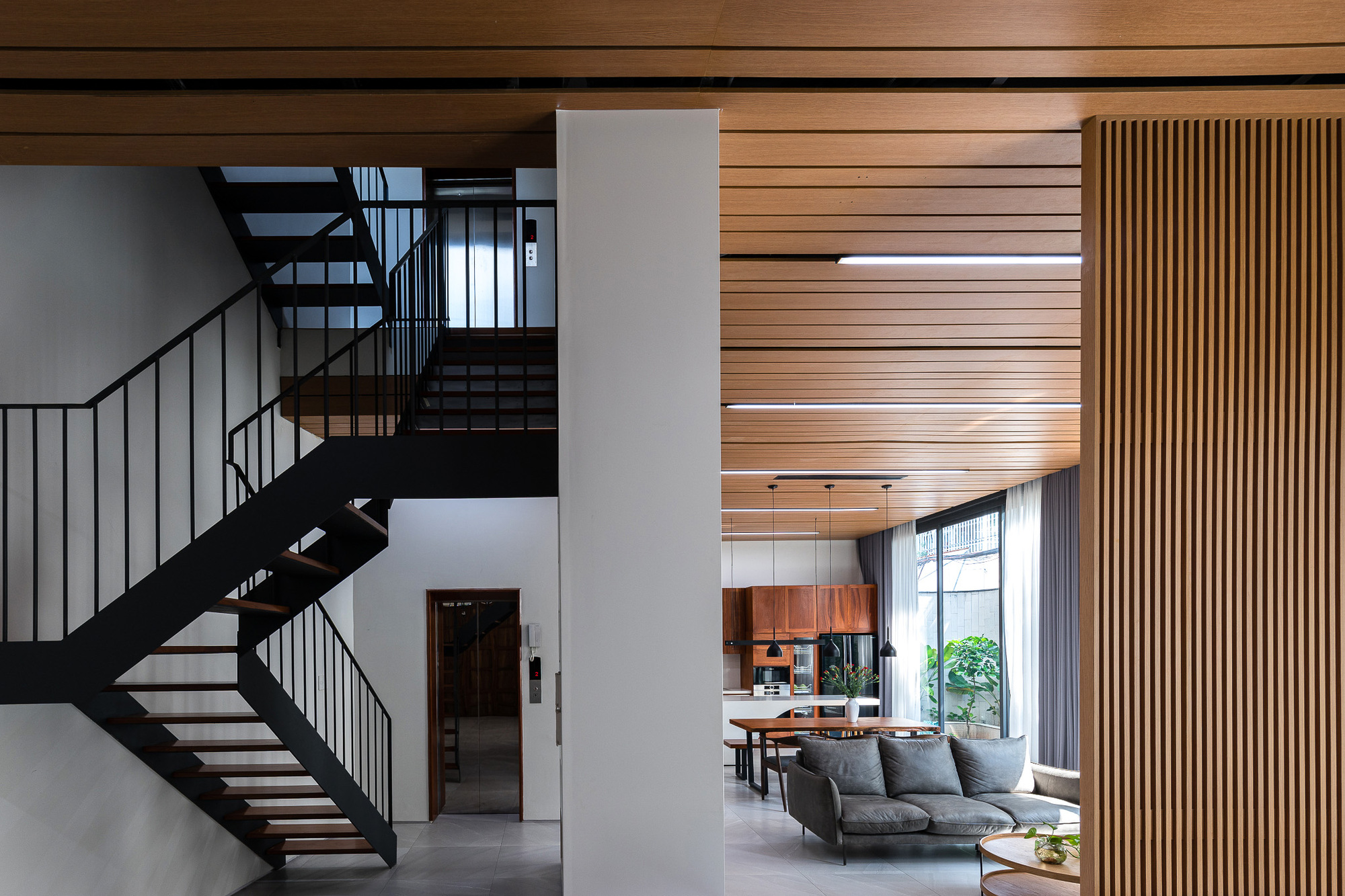 Gallery of T House / MDA Architecture - 2