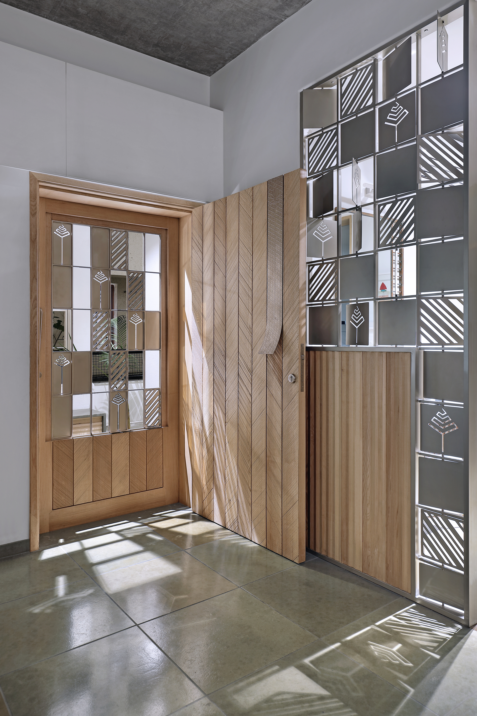 Gallery of Arham House / Dipen Gada and Associates - 12