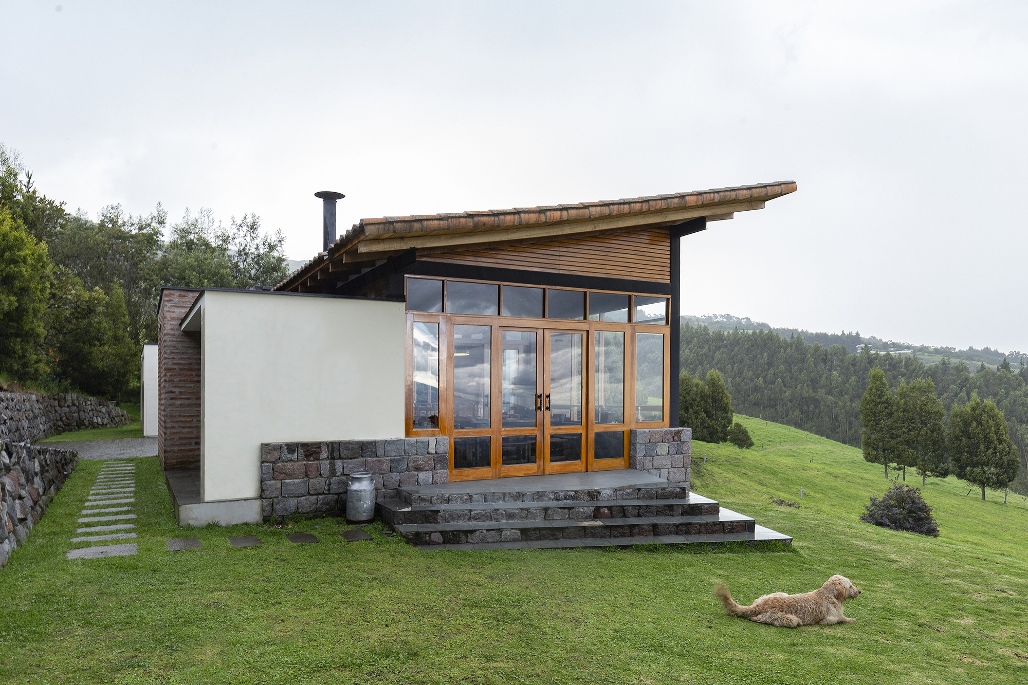 Gallery of Pasochoa House / Juan Esteban Ruales Laso - 2