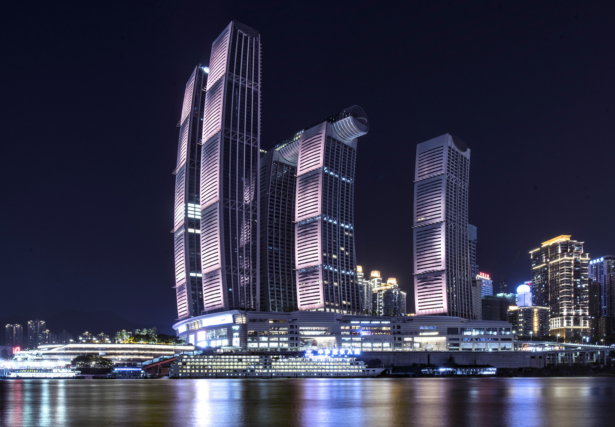 Gallery of Raffles City Chongqing / Safdie Architects - 17