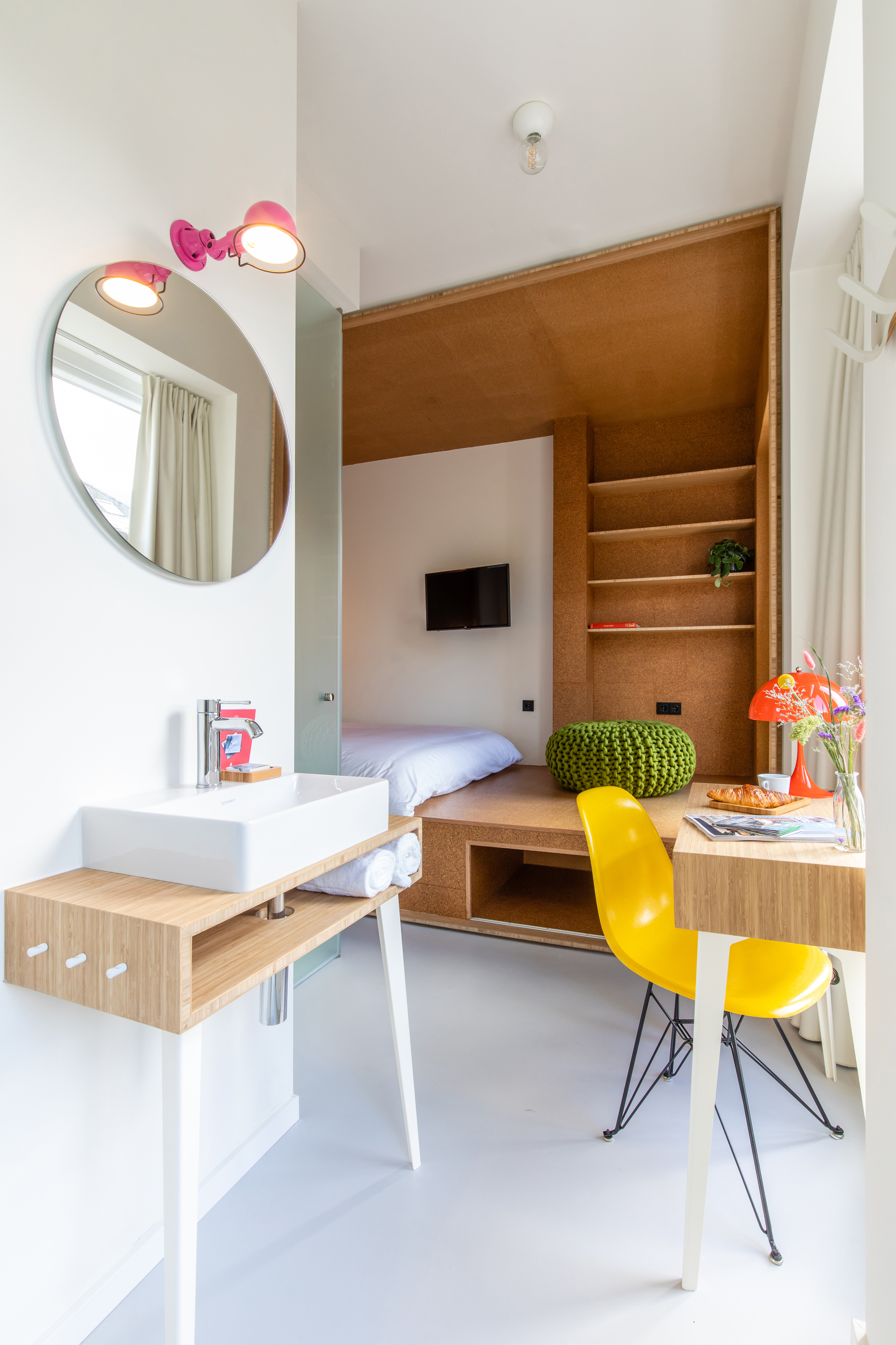 Gallery of The Bellhop Hotel / locallll - 15