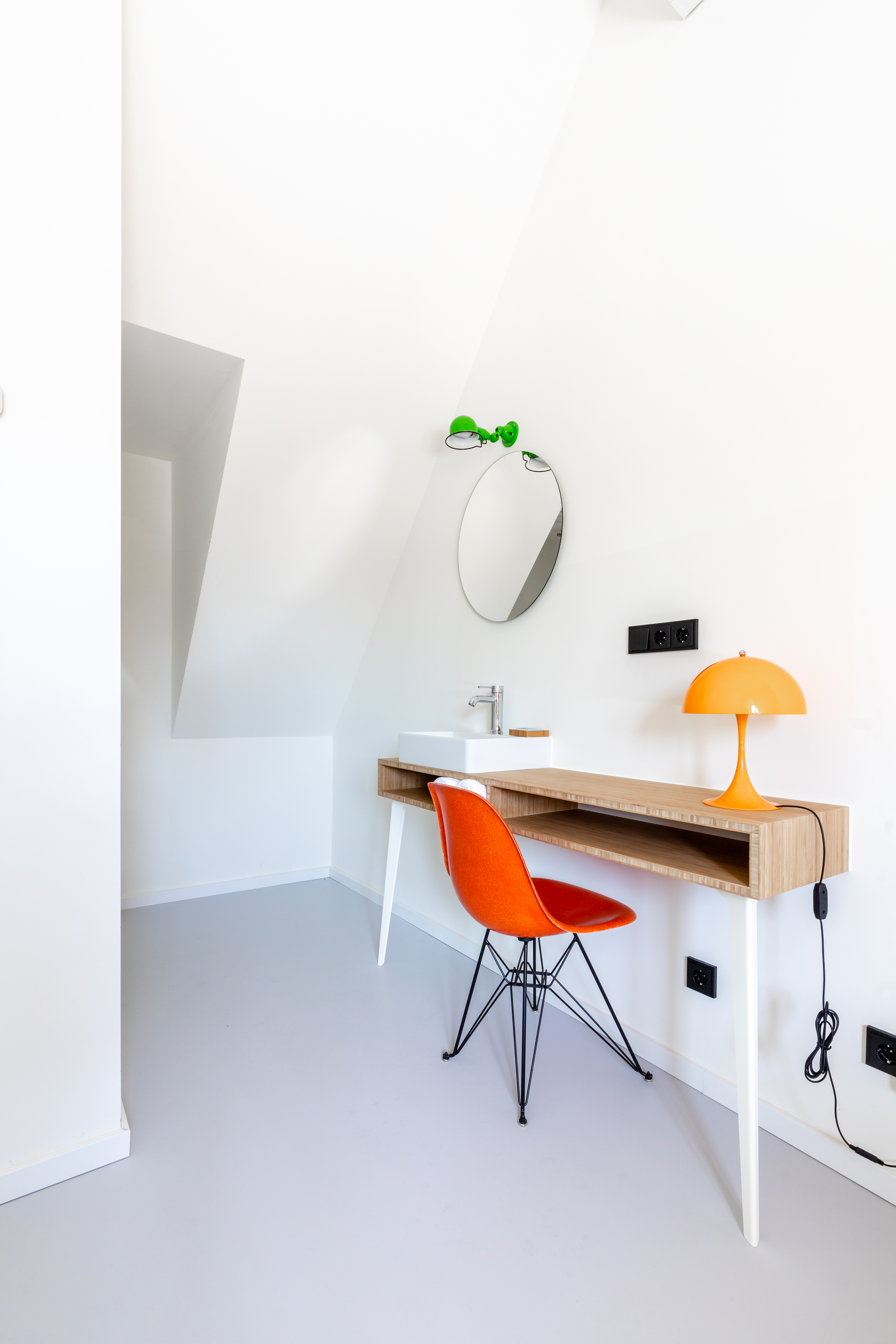 Gallery of The Bellhop Hotel / locallll - 10