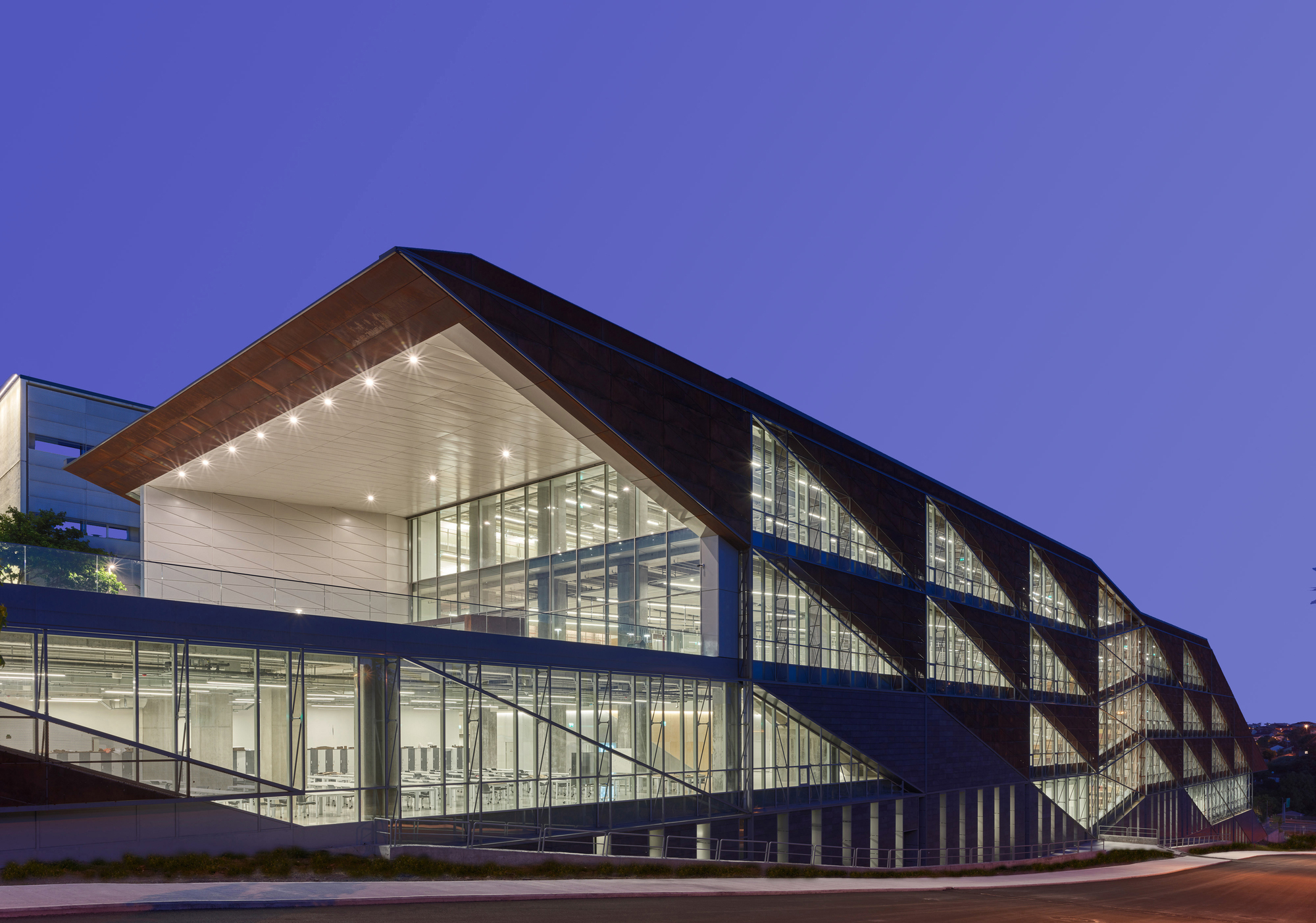 Gallery of Özyeğin University Faculty of Architecture and Design / ARK ...