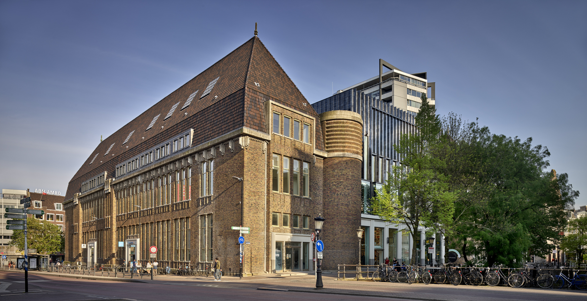 Gallery of Utrecht Central Library & Post Office / Zecc Architecten ...
