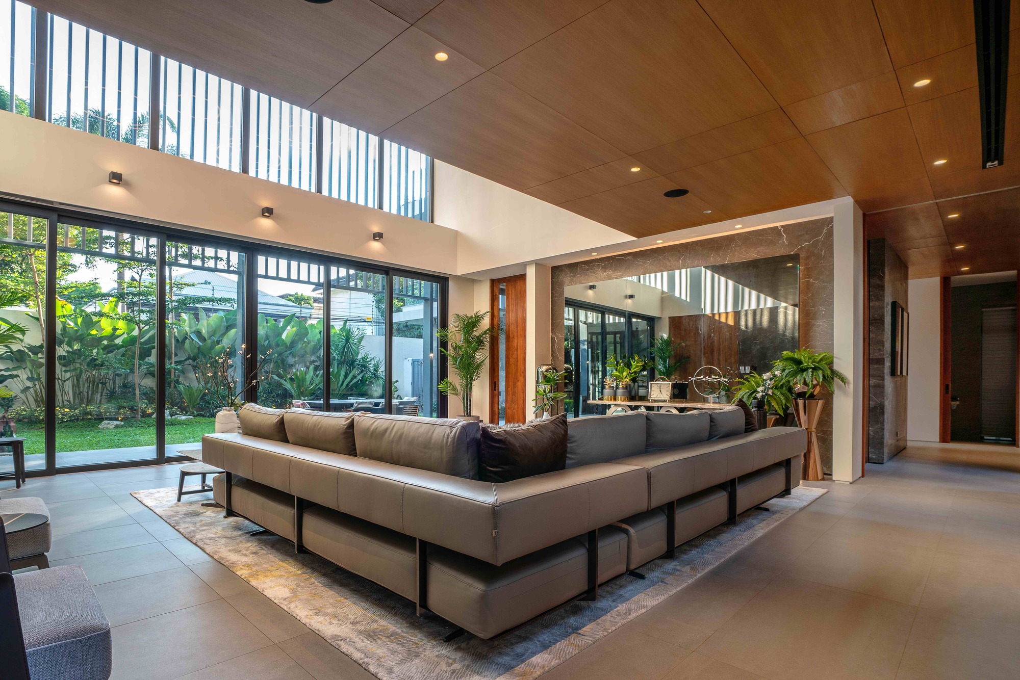 Gallery of B Residence / Sim Ateliers - 3