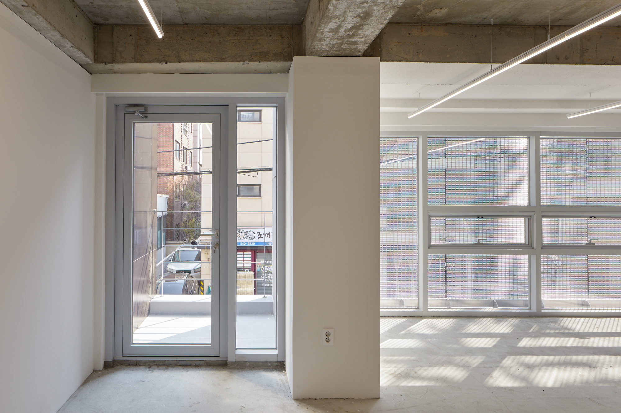 Gallery of Over the Layers Building / A'DUS [Architectural Designer ...