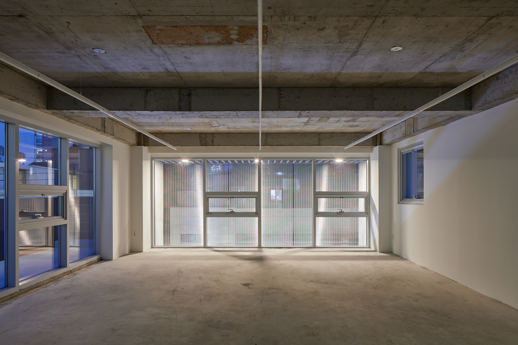 Gallery of Over the Layers Building / A'DUS [Architectural Designer ...