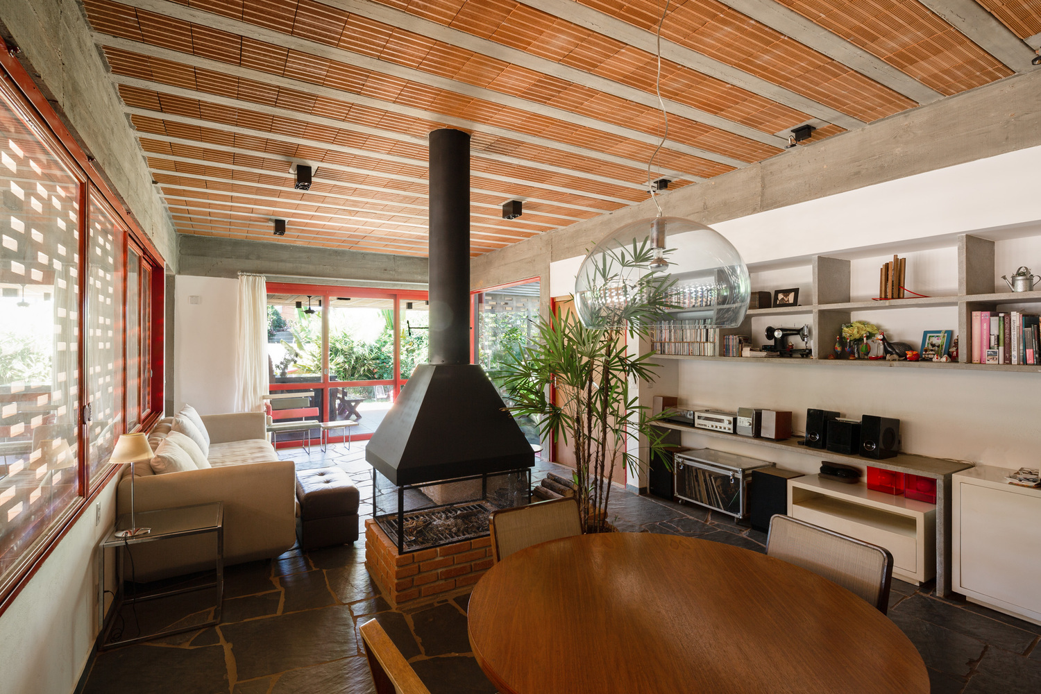 Gallery of Brazilian Interiors: 19 Architecture Projects Featuring ...