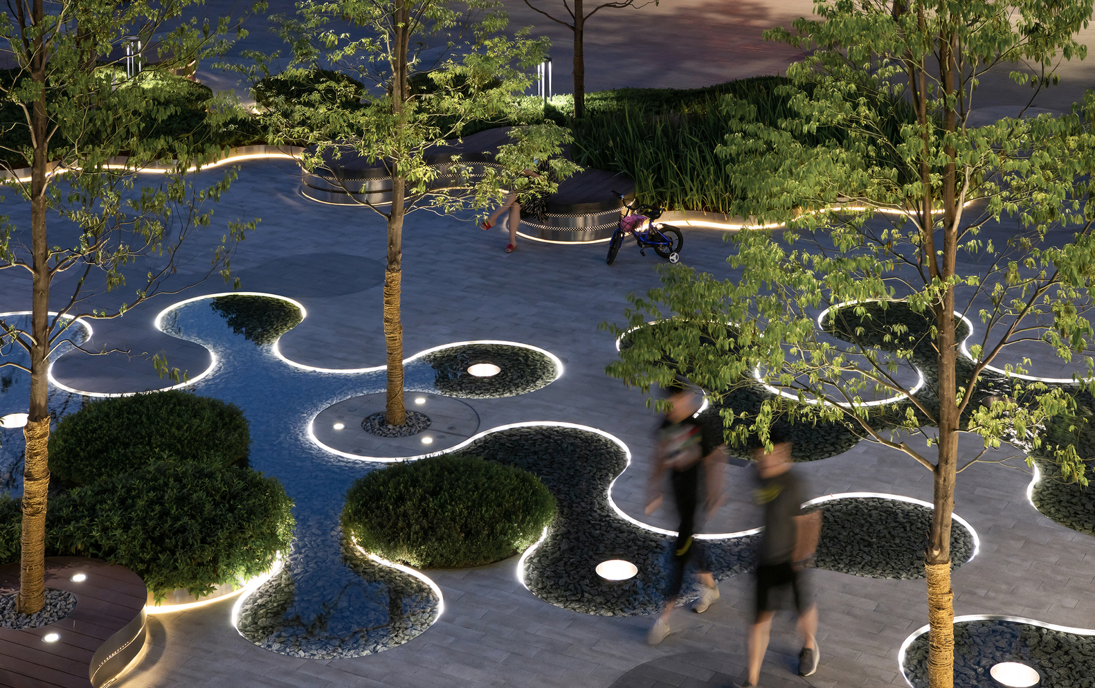 Gallery of Hyperlane Linear Sky Park / ASPECT Studios - 27