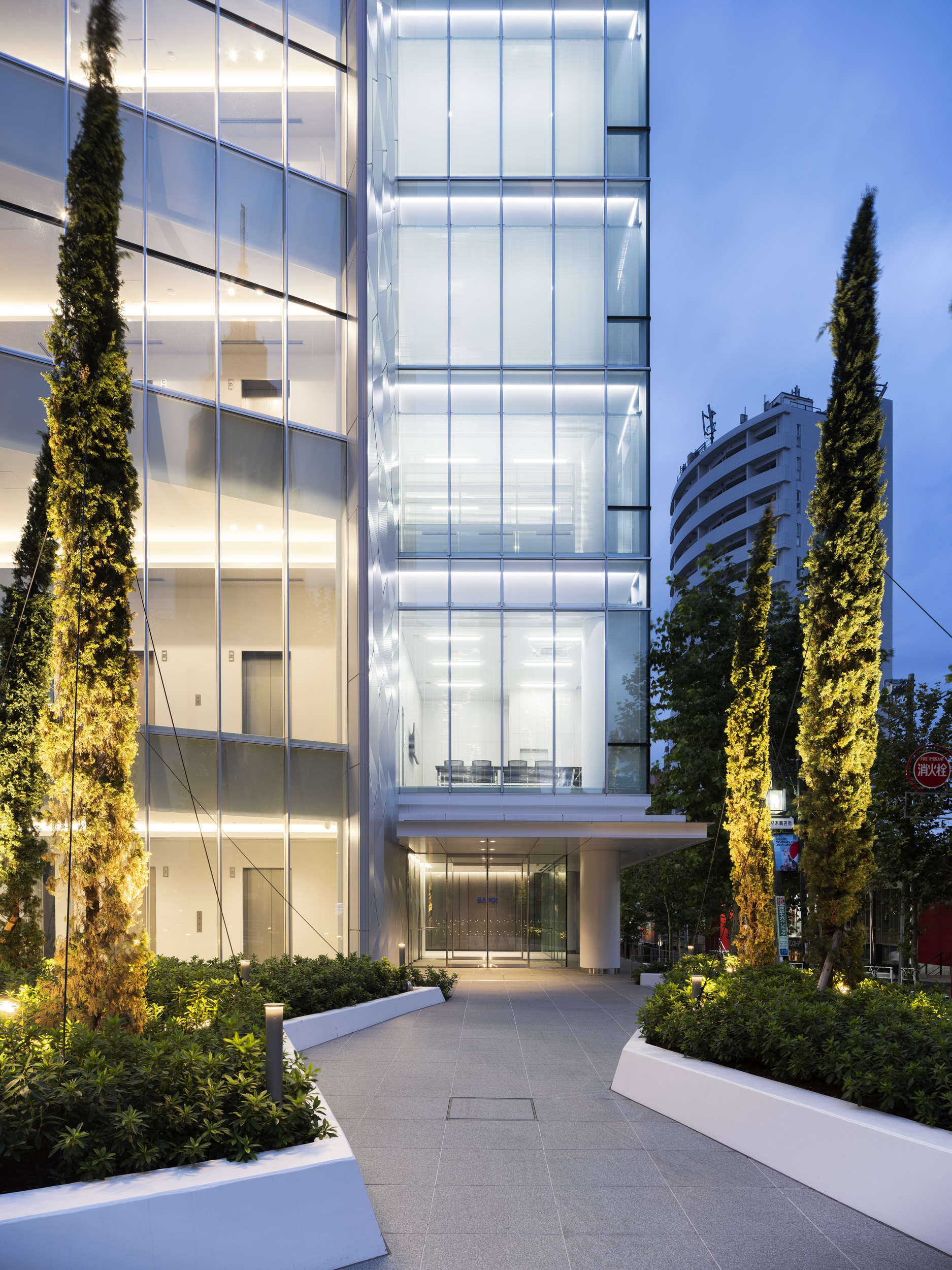 Gallery of JEC Building / to-ripple Inc. + UDS + Toda Corporation - 10