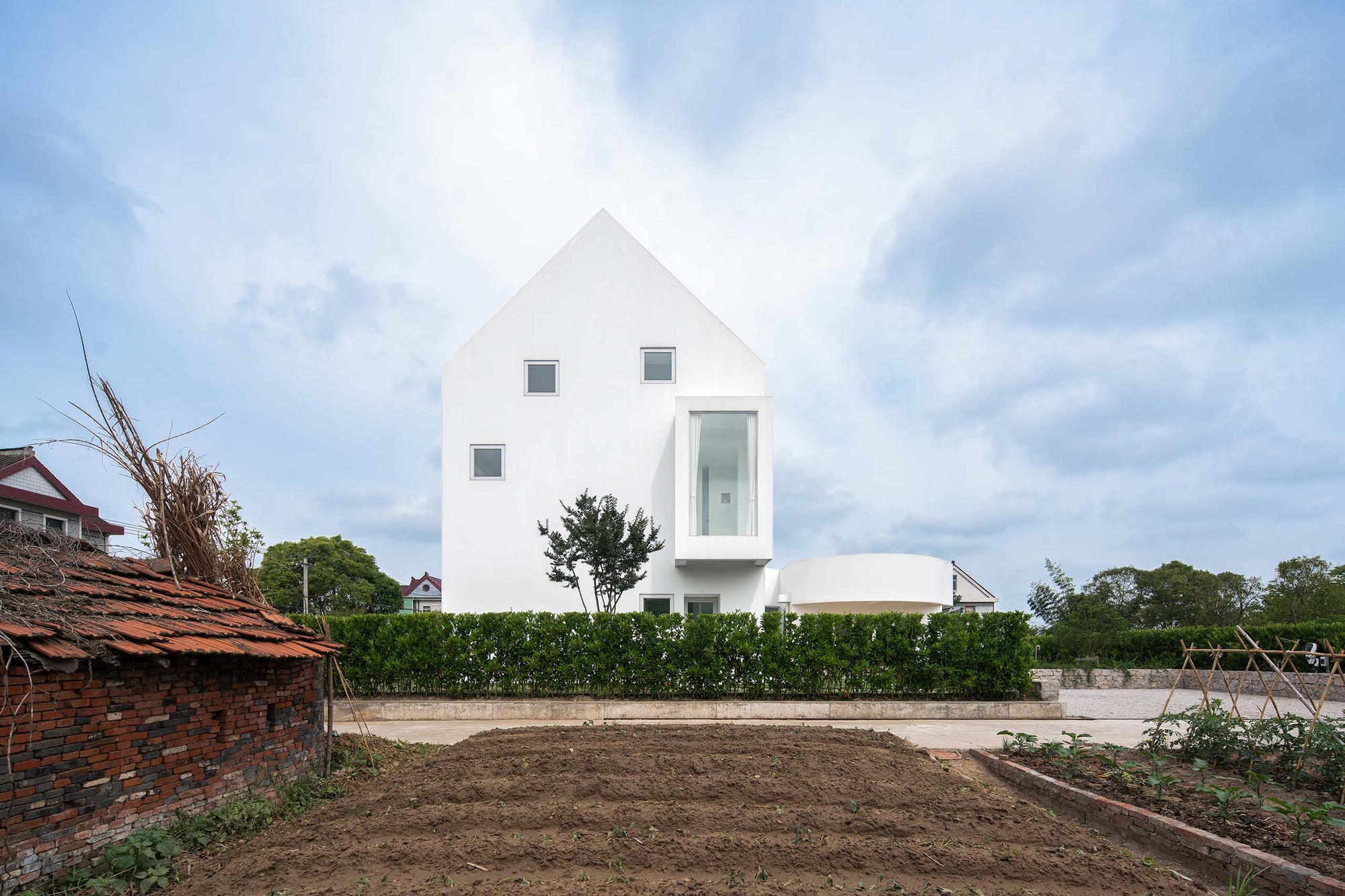 Gallery of L House / Yuanxiuwan Architect & Associates - 6