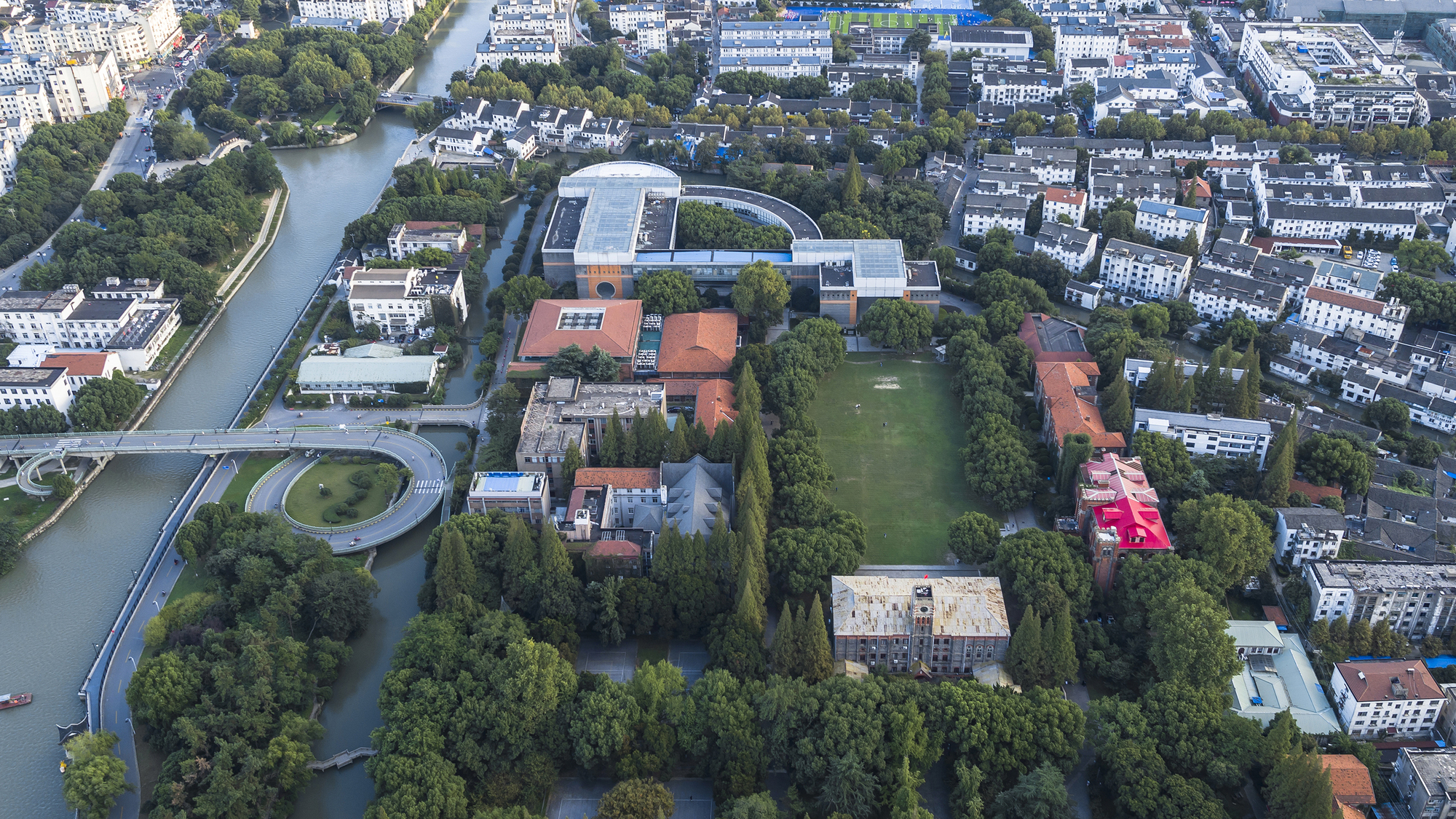 Gallery of Law School of Soochow University / ARTS Group - 2