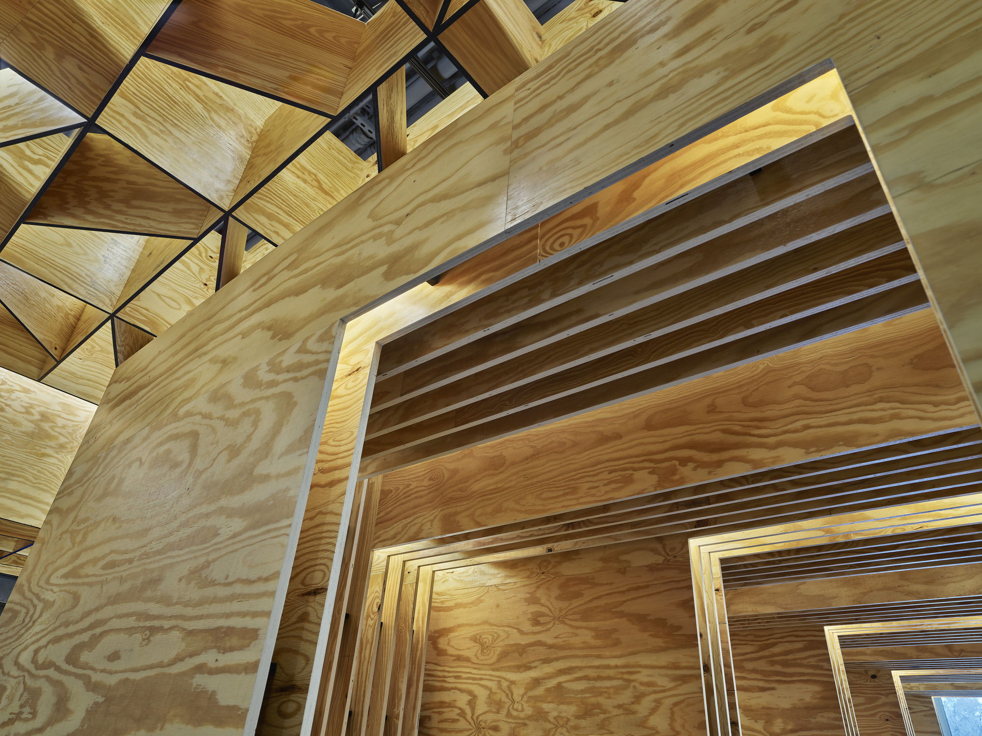 Gallery of CO-OP Ramen Restaurant / Marlon Blackwell Architect - 12