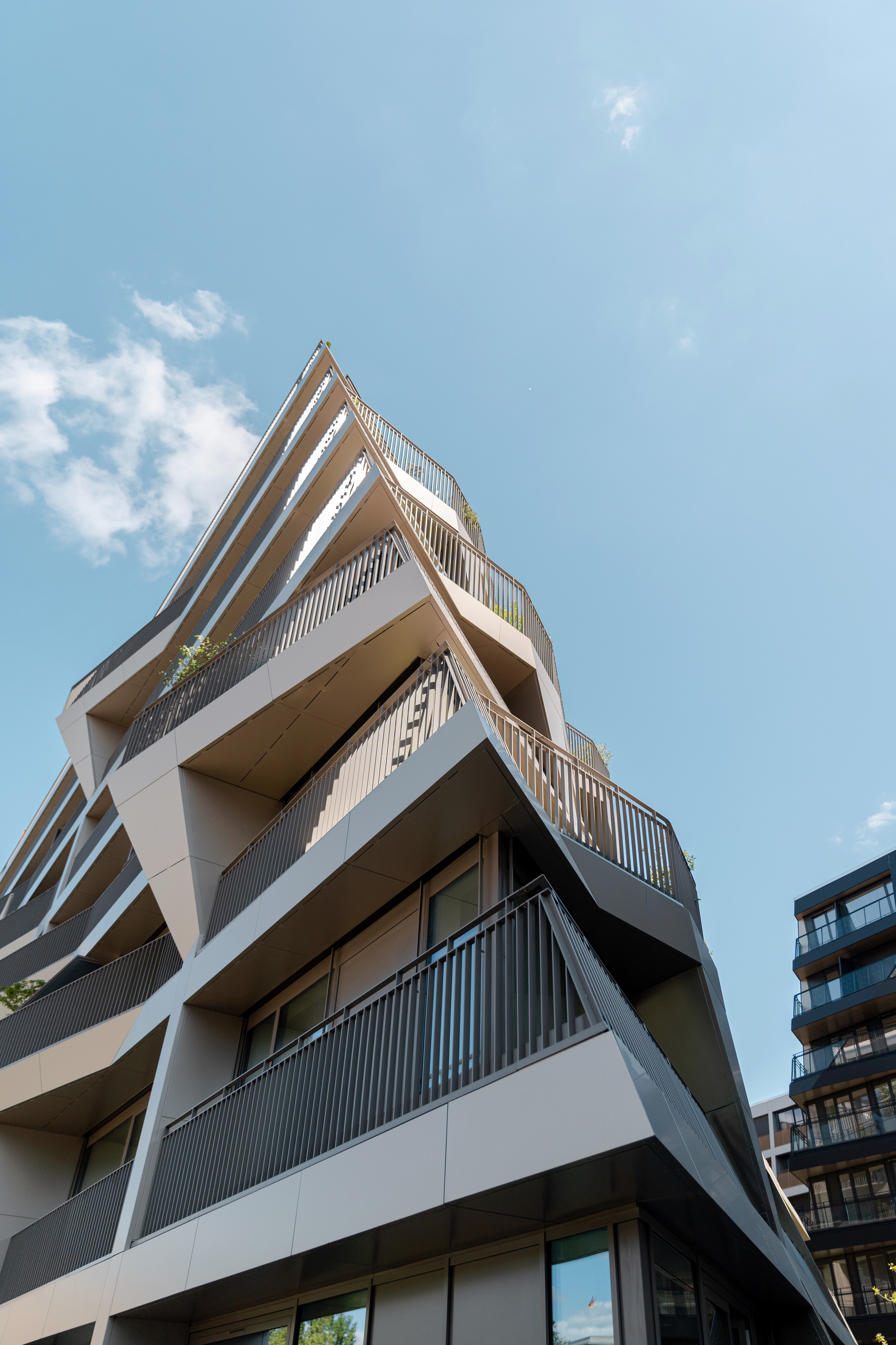 Gallery of Charlie Living Complex / GRAFT - 16