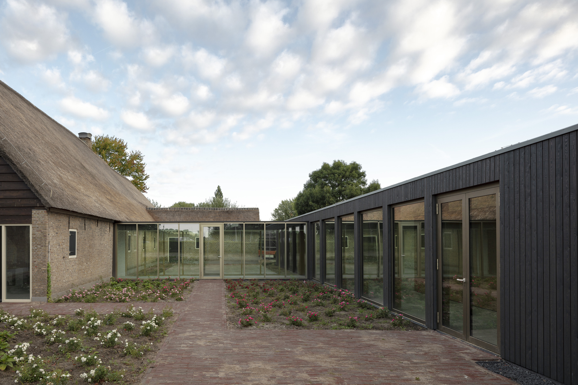 Hospice de Liefde, Center for Terminal Care / de Kovel architecten ...