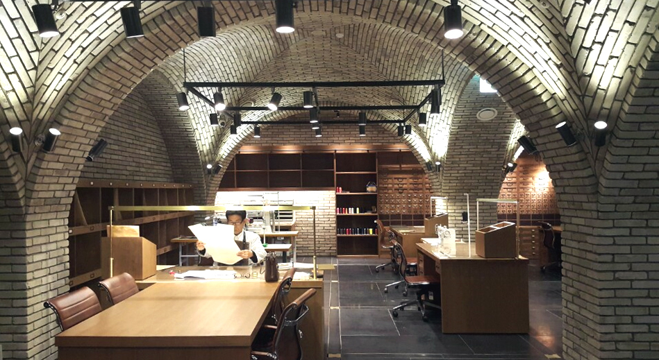 Gallery of 0914 Flagship Store / TRU Architects - 22