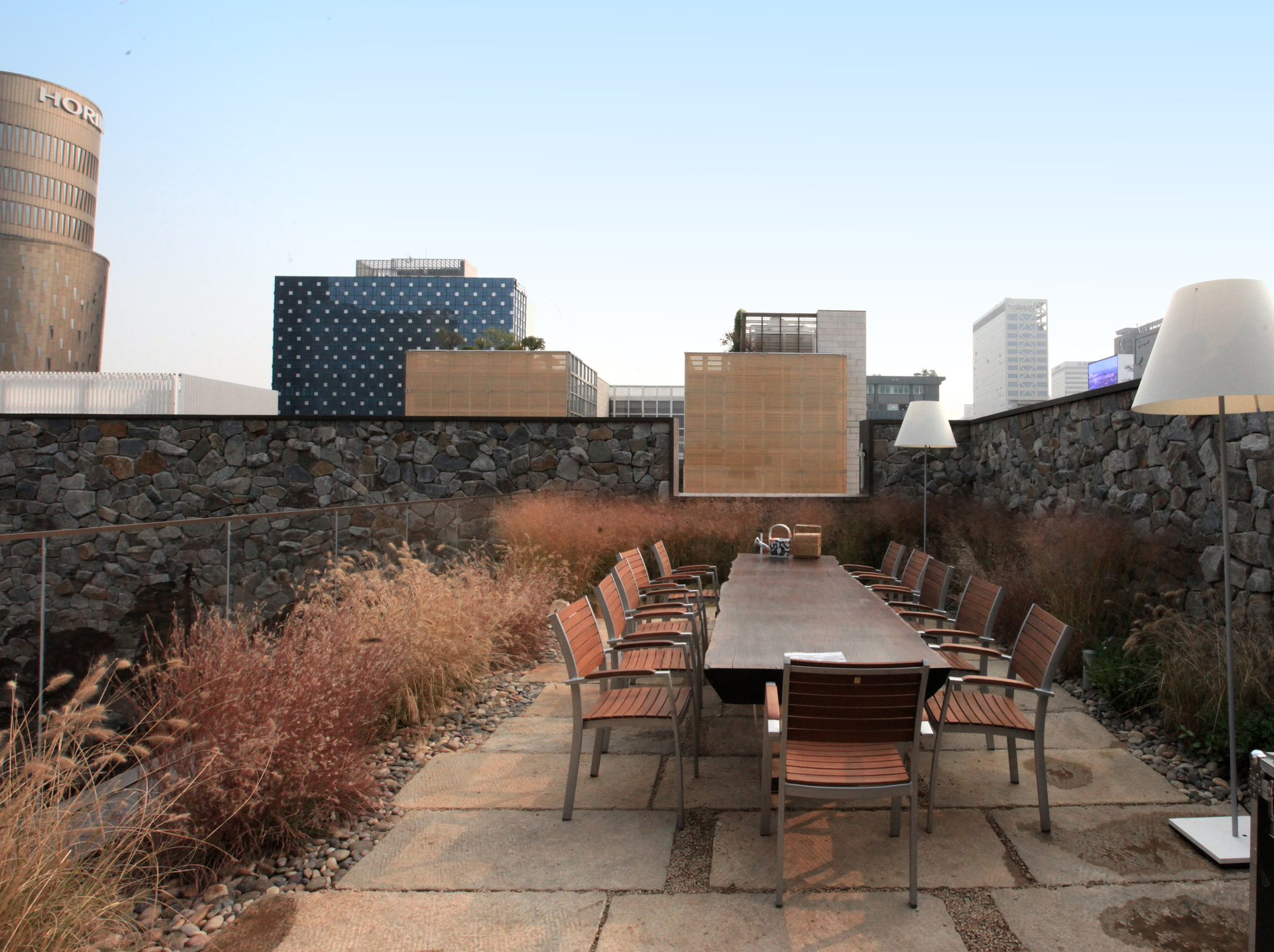 Gallery of 0914 Flagship Store / TRU Architects - 9