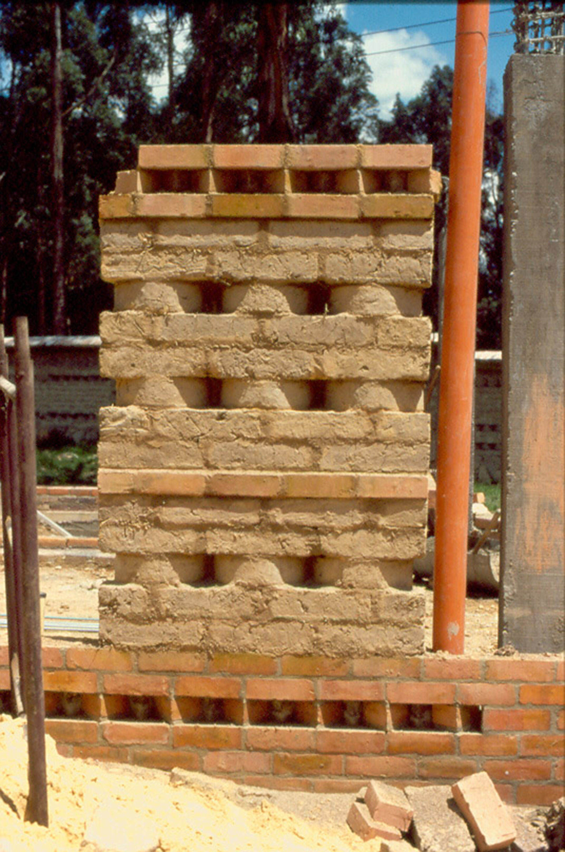 Gallery of Adobe: The Most Sustainable Recyclable Building Material - 14