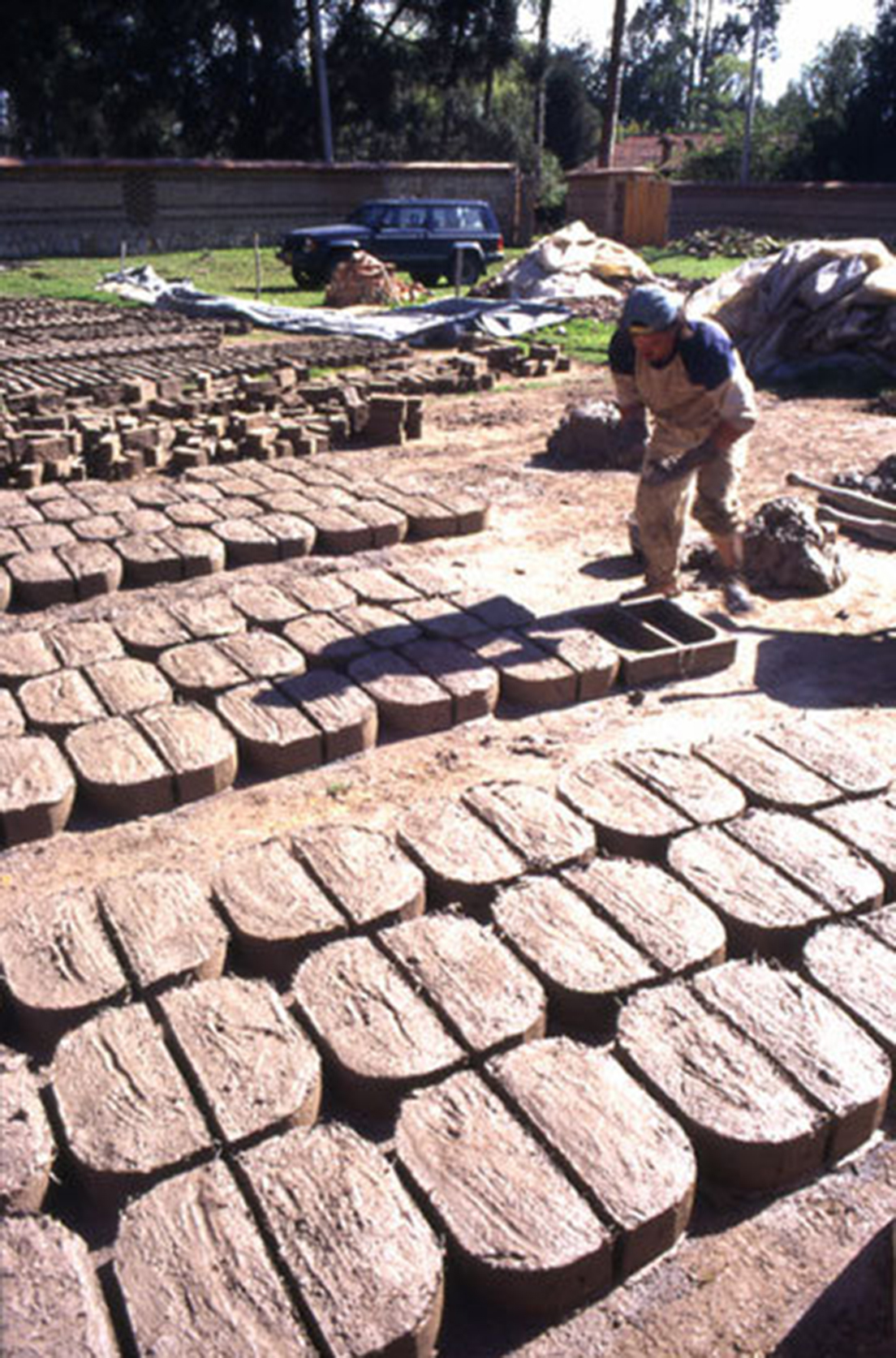 Gallery of Adobe: The Most Sustainable Recyclable Building Material - 7