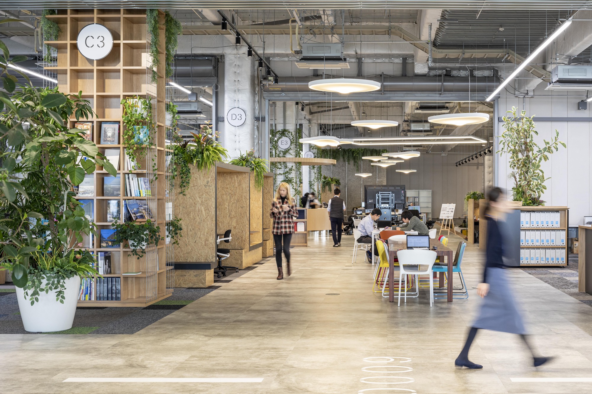 Gallery of AZUSA SEKKEI Headquarter “Haneda Sky Campus” / AZUSA SEKKEI - 16