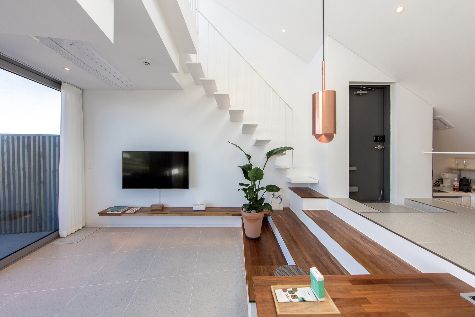 Gallery of The Stair House / Formative Architects - 17