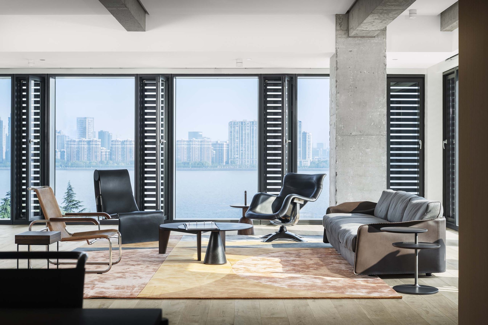 Gallery of LINGDI Office / WJ Design - 9