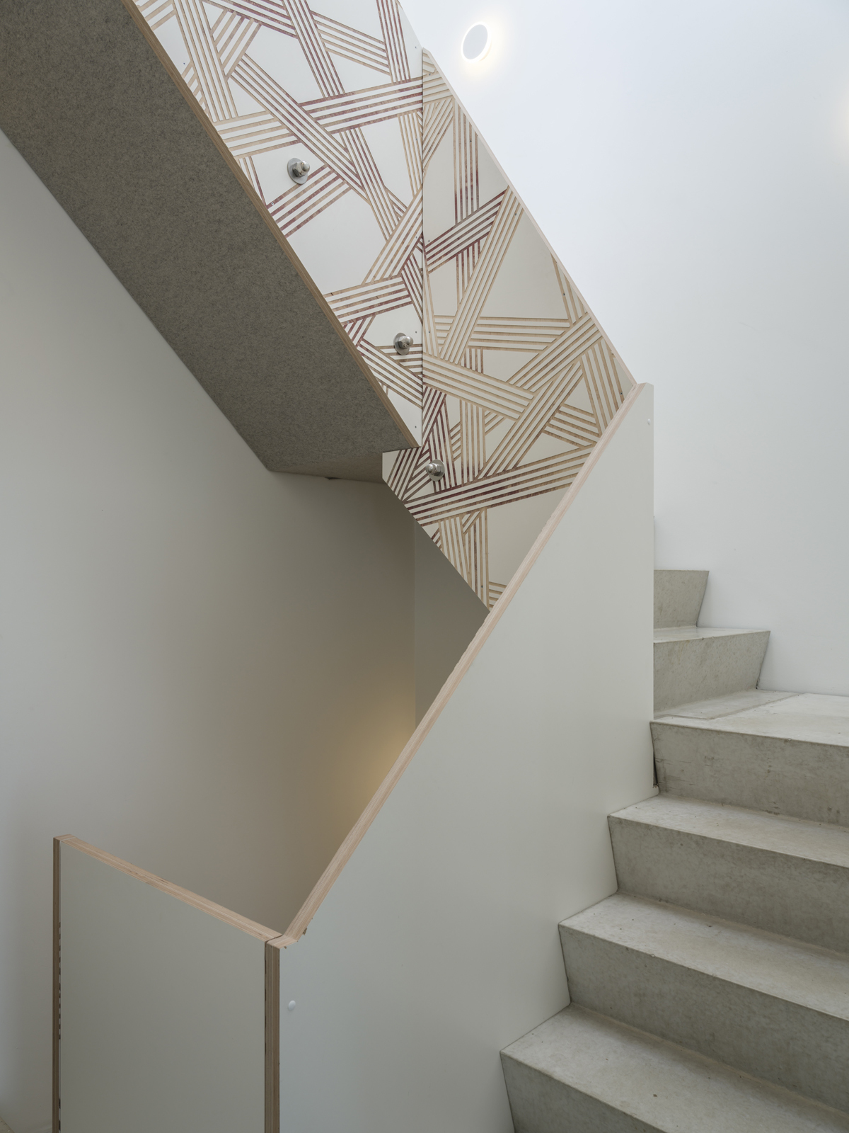 Gallery of Studio thonik Studio Office / Studio thonik + MMX ...