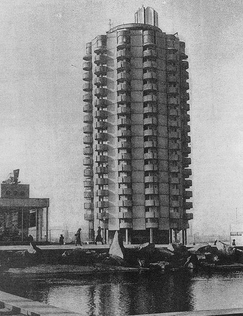 Gallery of Eastern Bloc Buildings: Monolithic Housing Blocks - 6