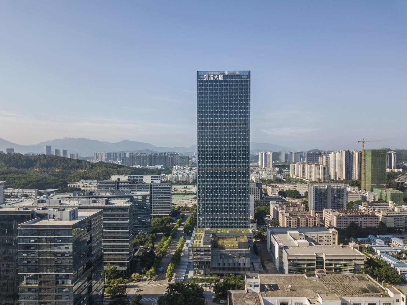 Gallery of Longgang Chuangtou Headquarters Tower / URBANUS - 9