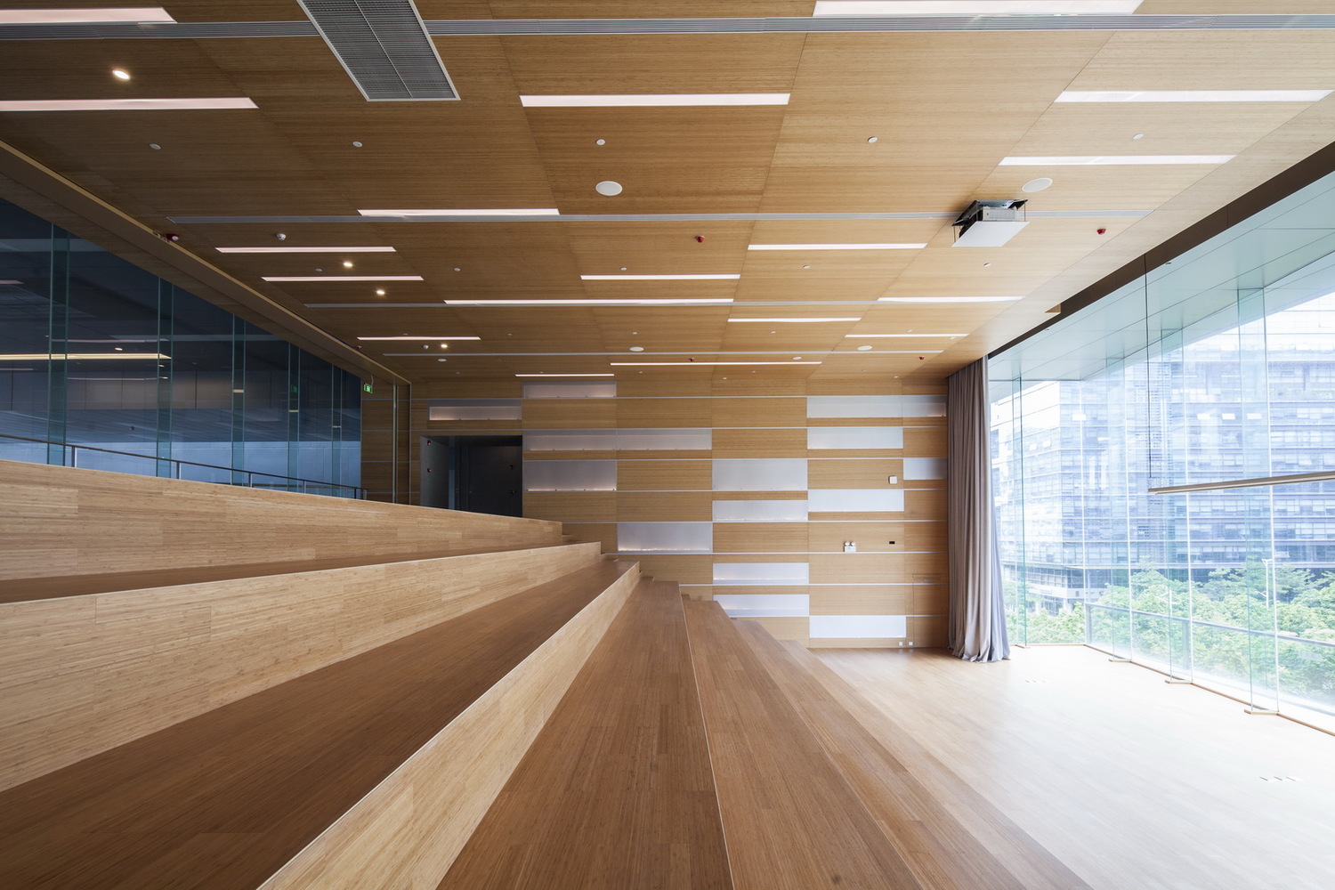 Gallery of Longgang Chuangtou Headquarters Tower / URBANUS - 25