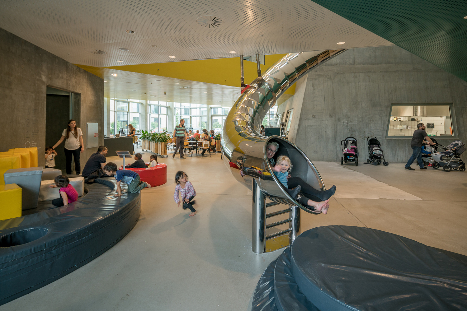 Gallery of The Architecture of Social Interaction - 5