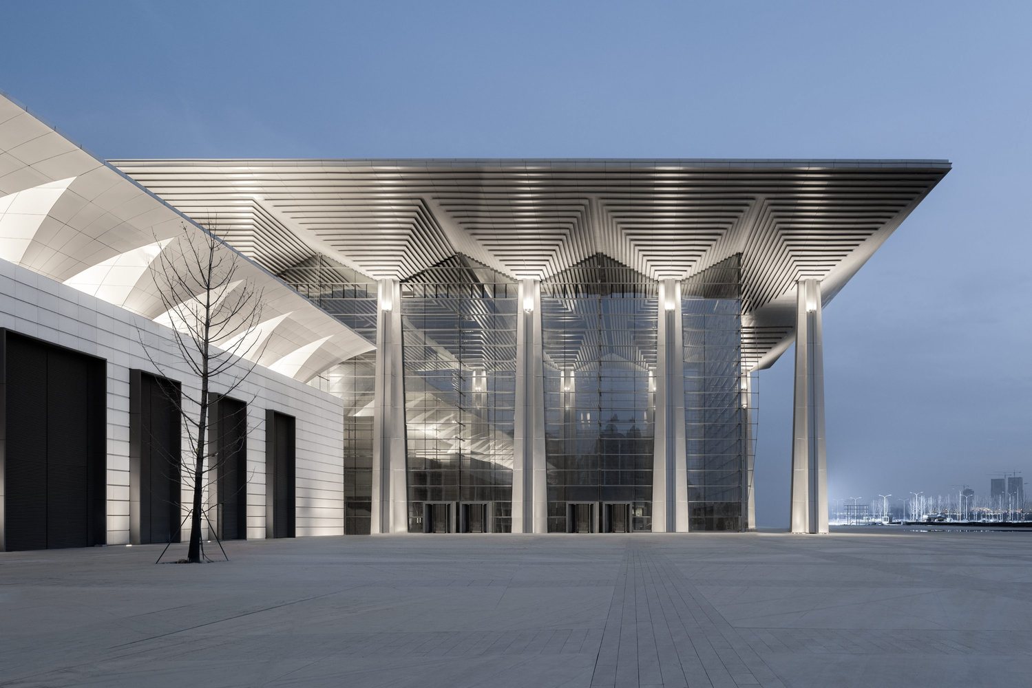 Gallery of Xian Exhibition Center / gmp Architects - 4