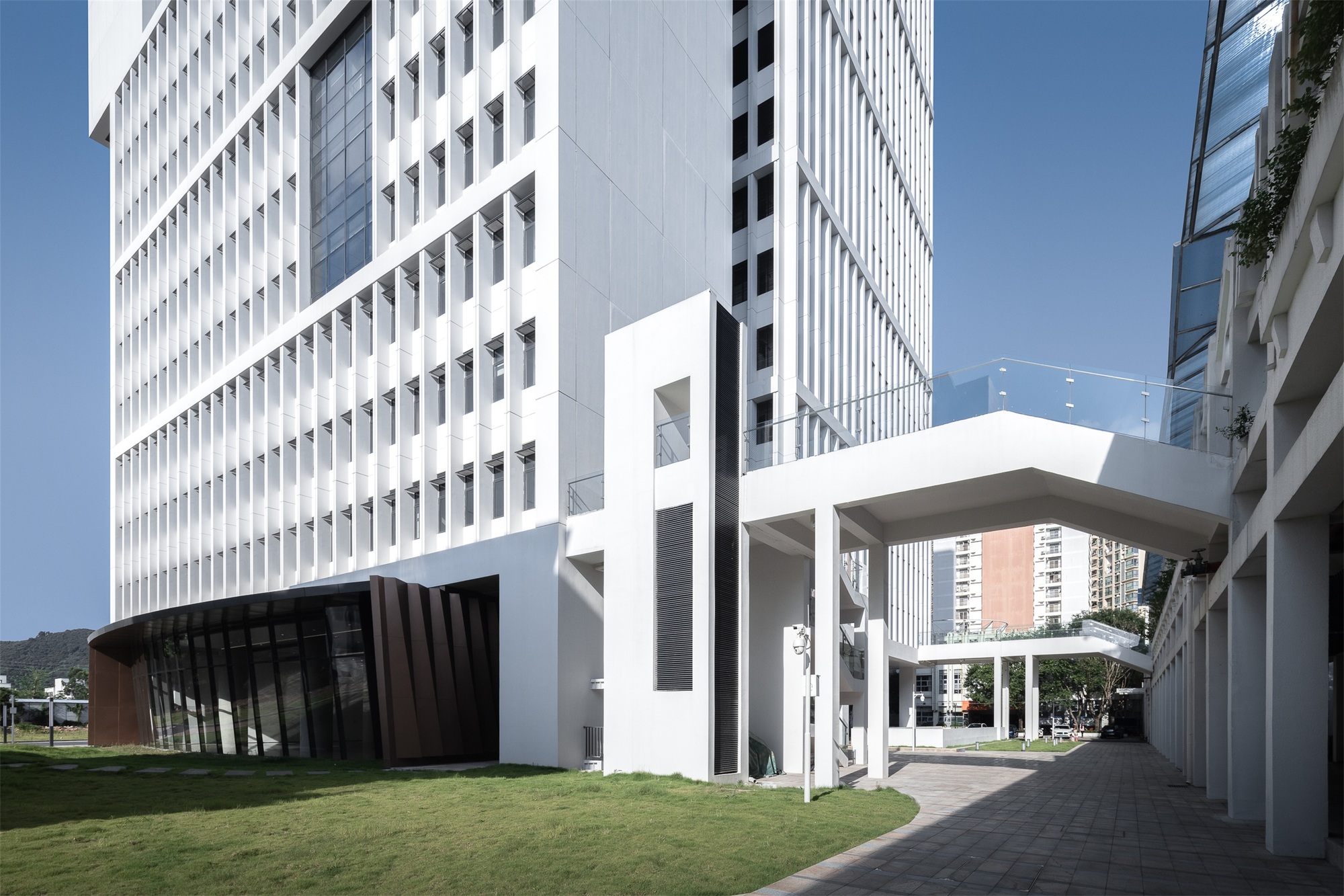 Gallery of Shenzhen Tsinghua University Graduate School Innovation ...